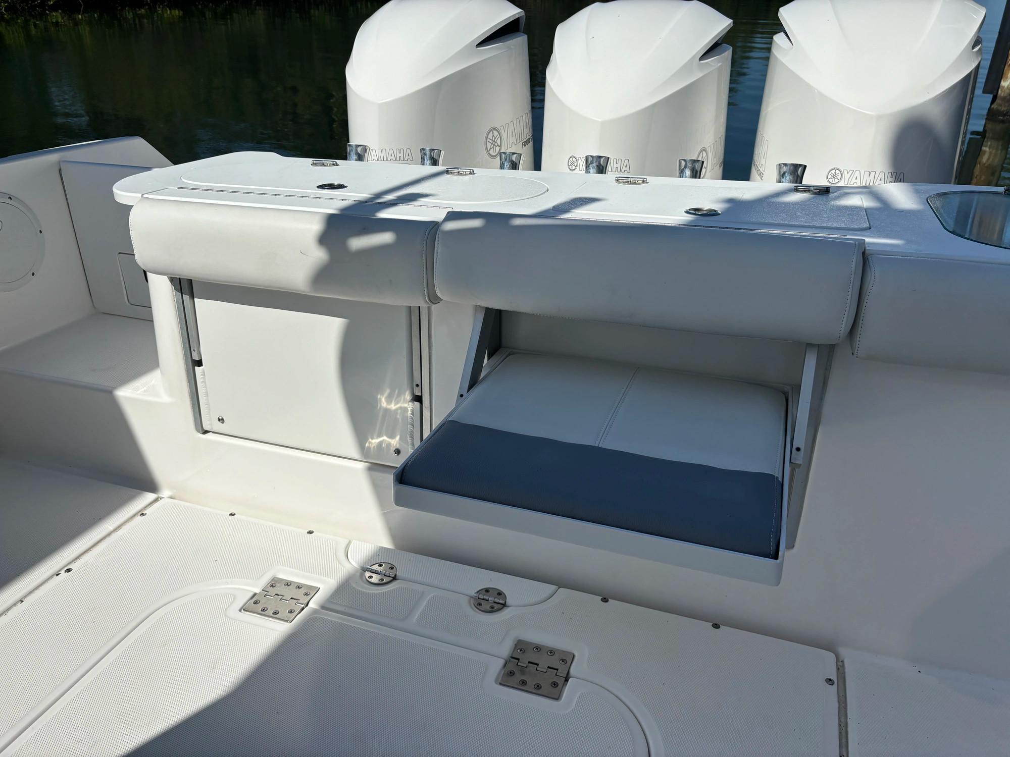 2018 Everglades 355 CC Center Console for sale - YachtWorld