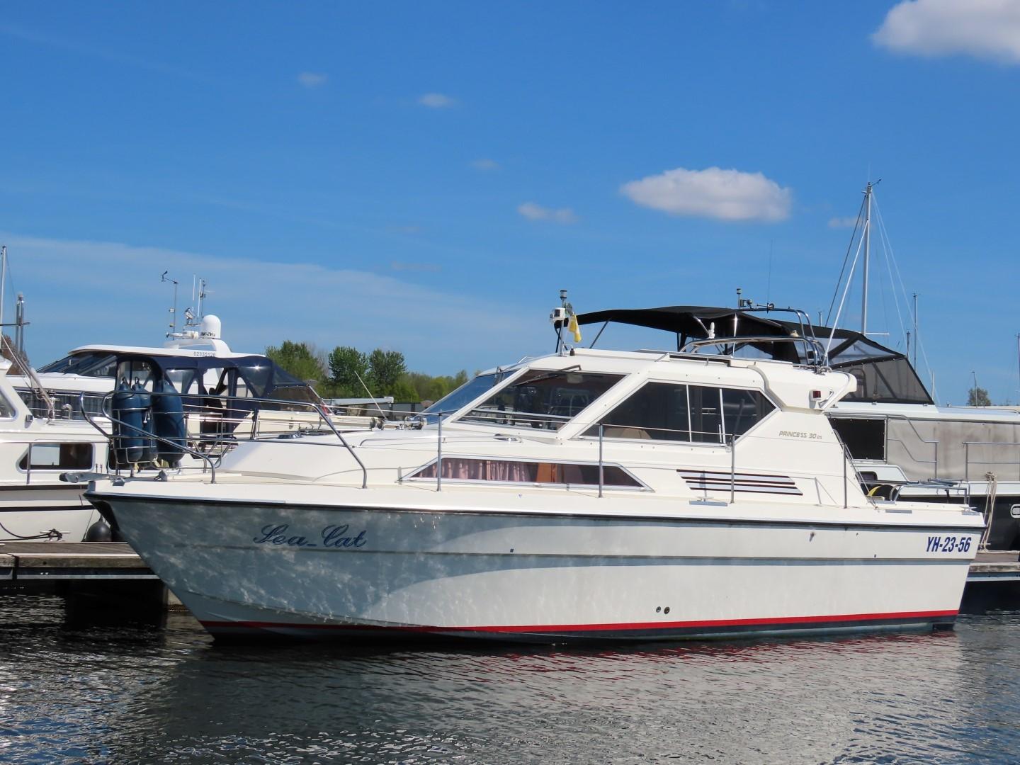 Princess 30DS | 1984 | 9m | Boatshop24