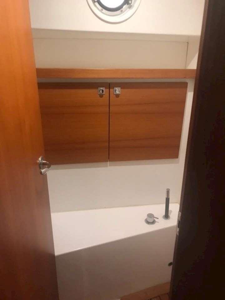 Delta 34 SW | 2010 | 36ft | Boatshop24