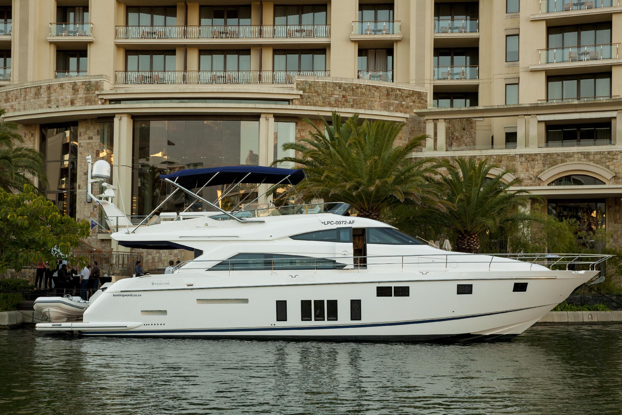 2014 Fairline Squadron 65 Flybridge for sale - YachtWorld