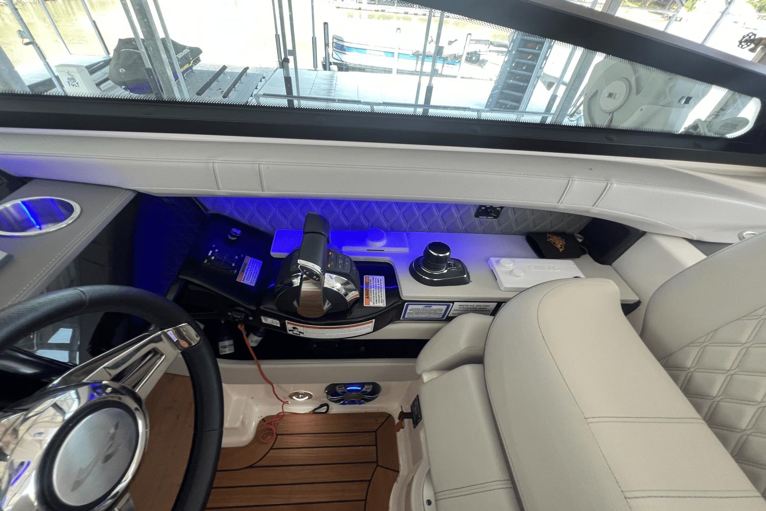 2021 Sea Ray SLX 400 Sports Cruiser for sale - YachtWorld