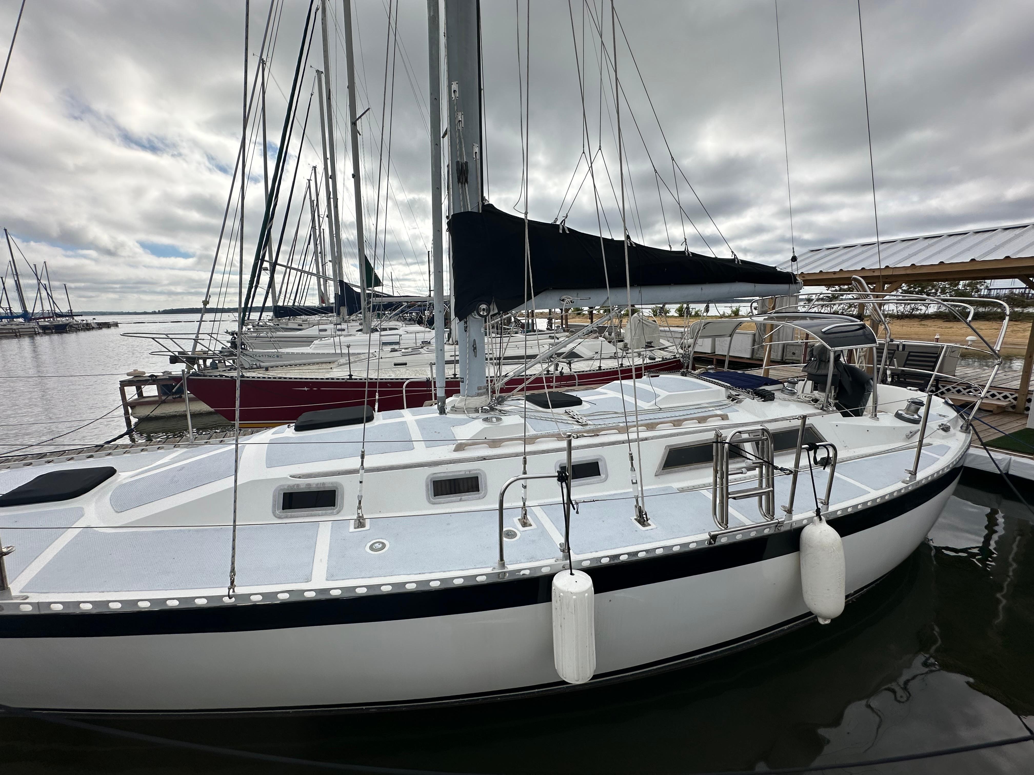 1979 Valiant 37 Cruiser for sale - YachtWorld