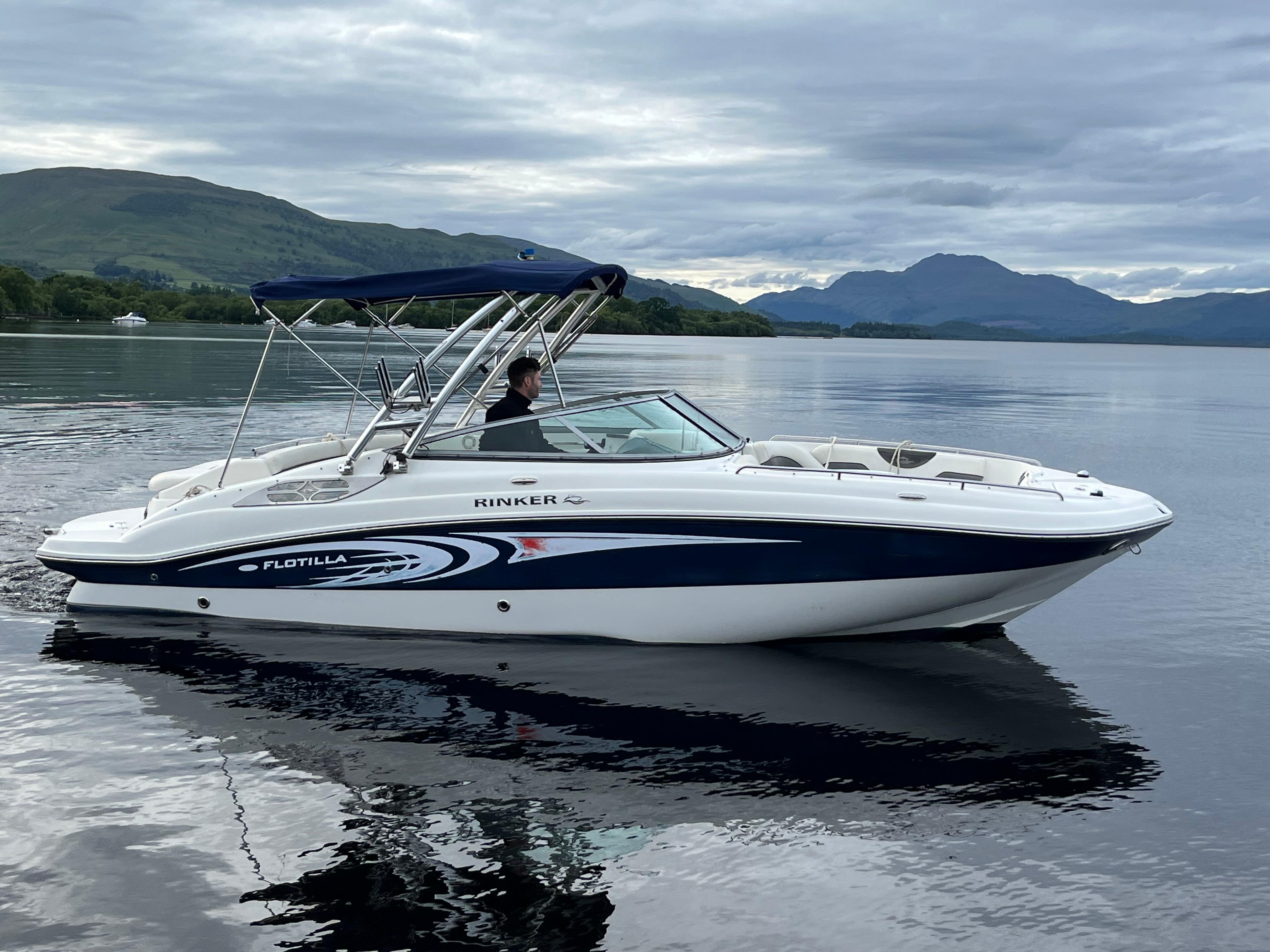 Rinker 248 Captiva Flotilla | 8m | 2011 - West Dunbartonshire | Boats ...