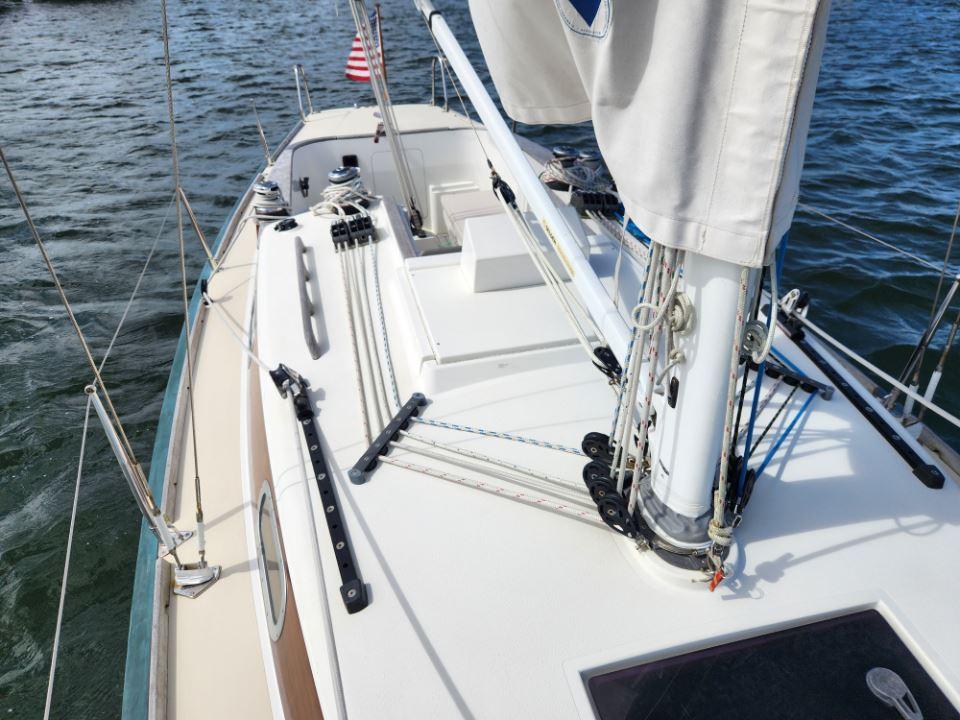 2017 Rustler 33 Cruiser for sale - YachtWorld