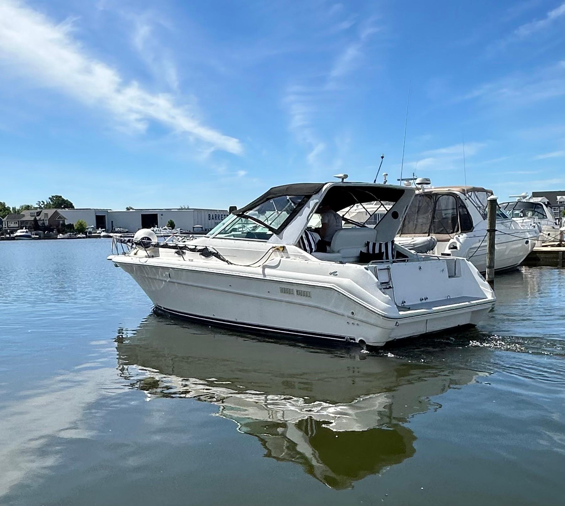 1995 Sea Ray 330 Express Cruiser Express Cruiser for sale - YachtWorld