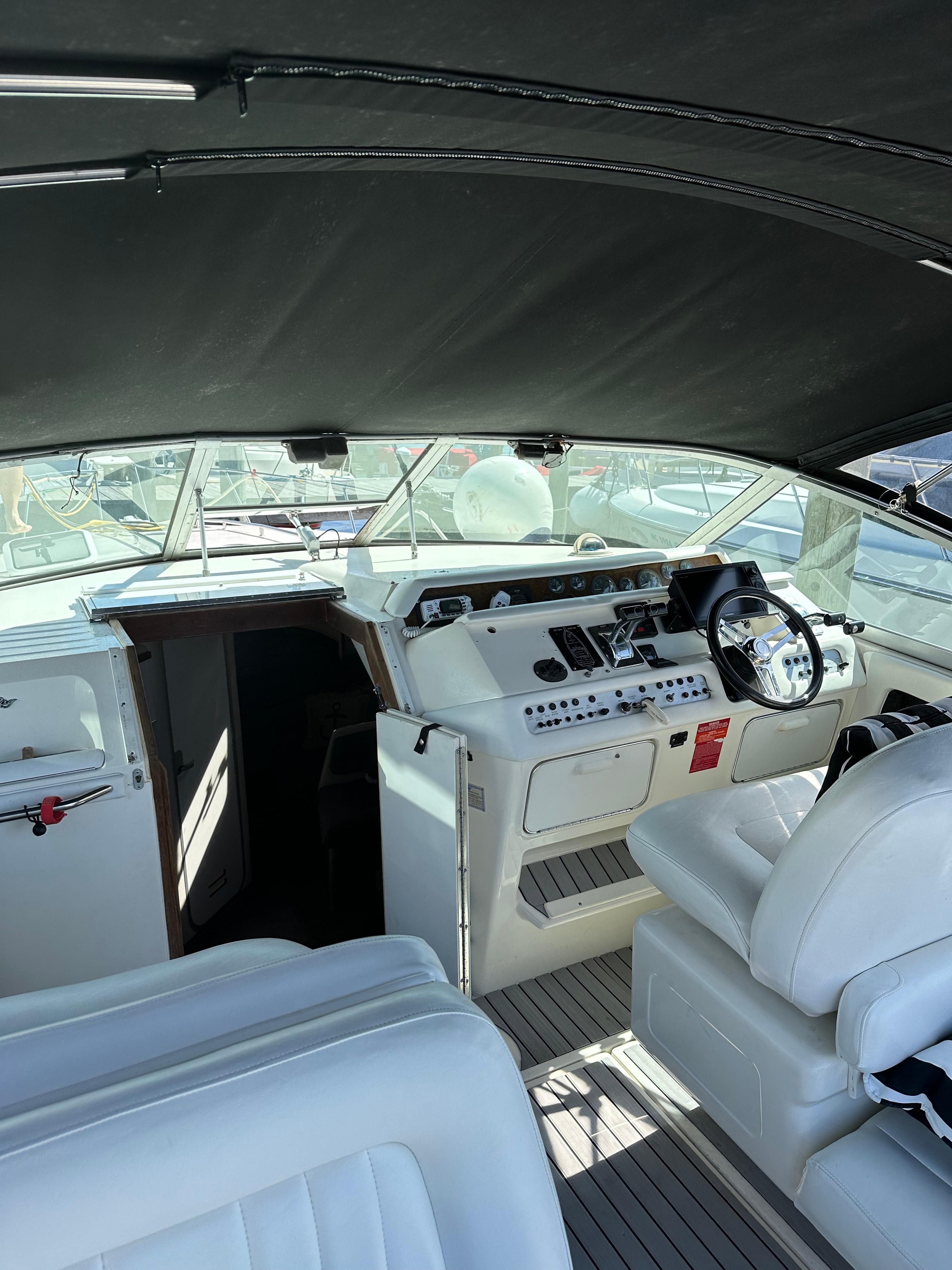 1995 Sea Ray 330 Express Cruiser Express Cruiser for sale - YachtWorld