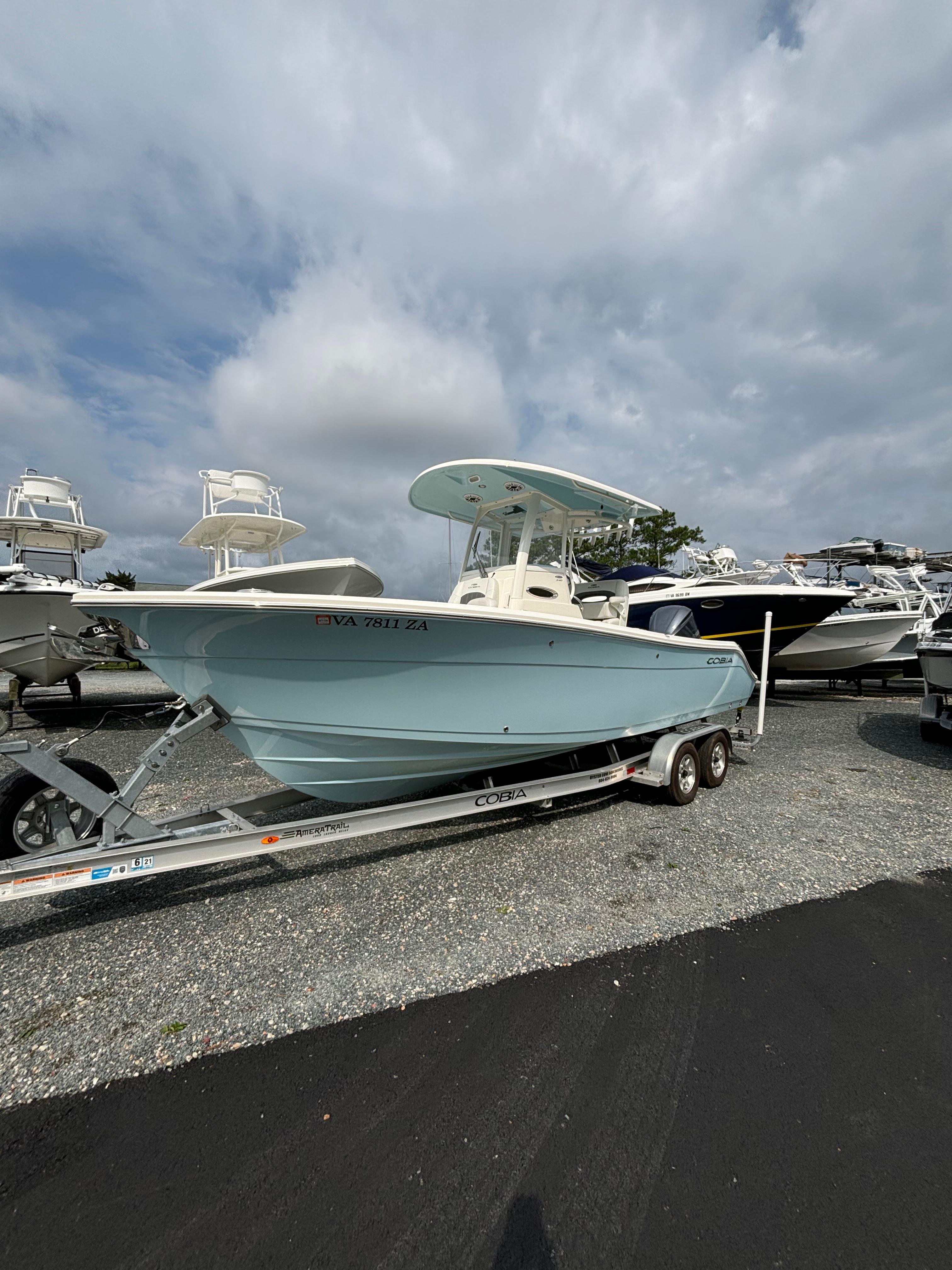 2020 Cobia 240 Center Console Center Console for sale - YachtWorld