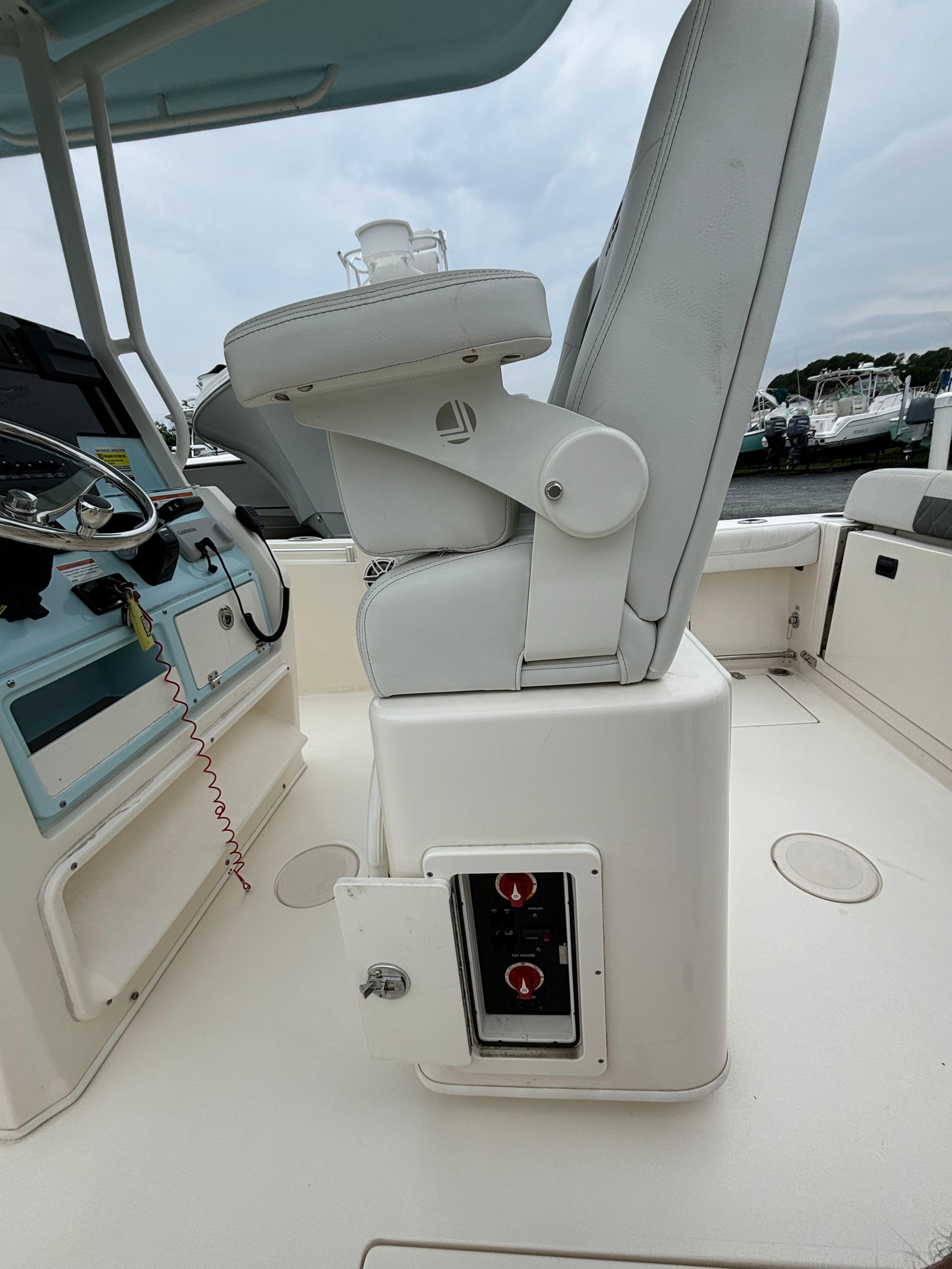 2020 Cobia 240 Center Console Center Console for sale - YachtWorld