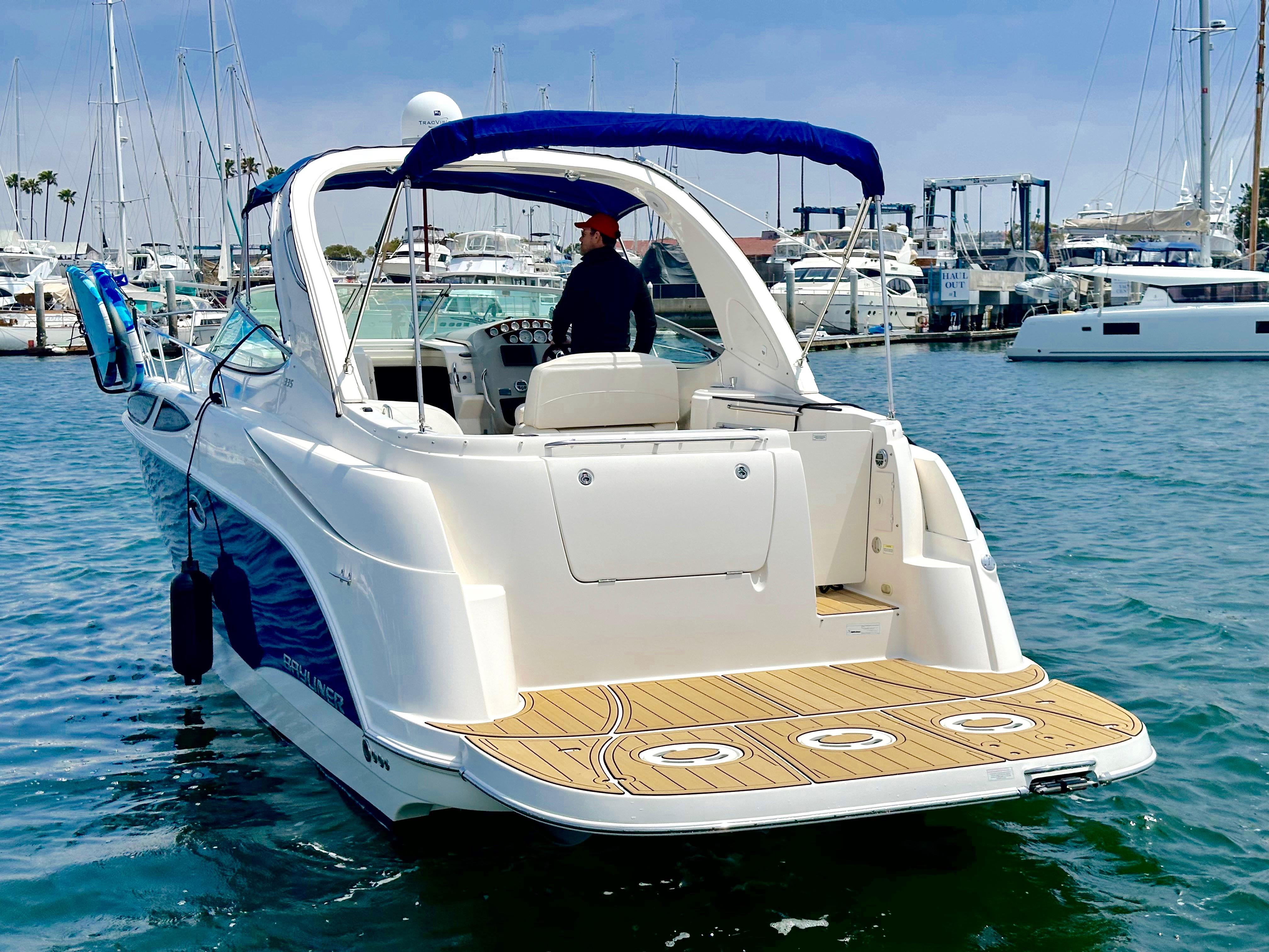2012 Bayliner 335 Express Cruiser for sale - YachtWorld
