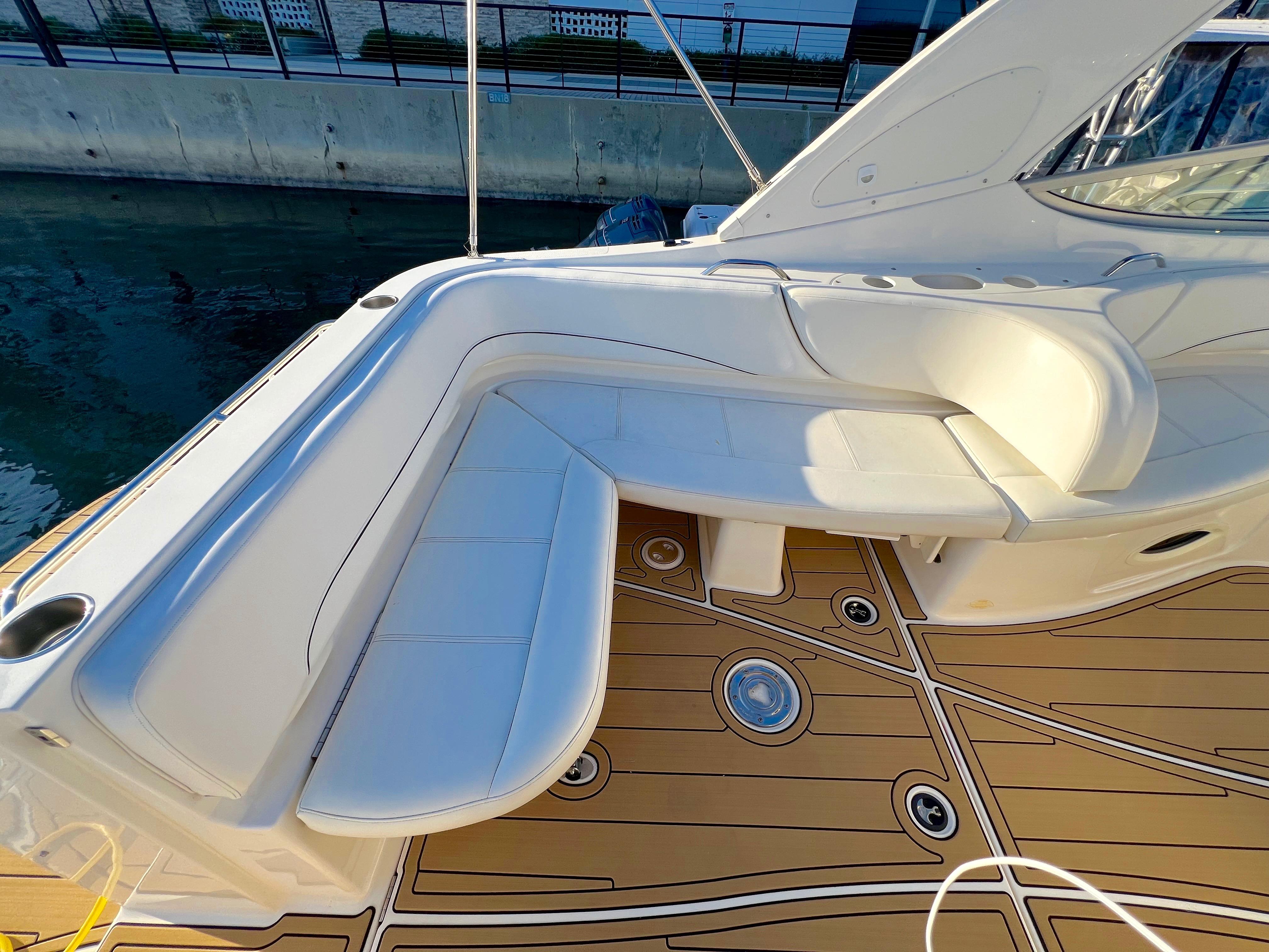 2012 Bayliner 335 Express Cruiser for sale - YachtWorld