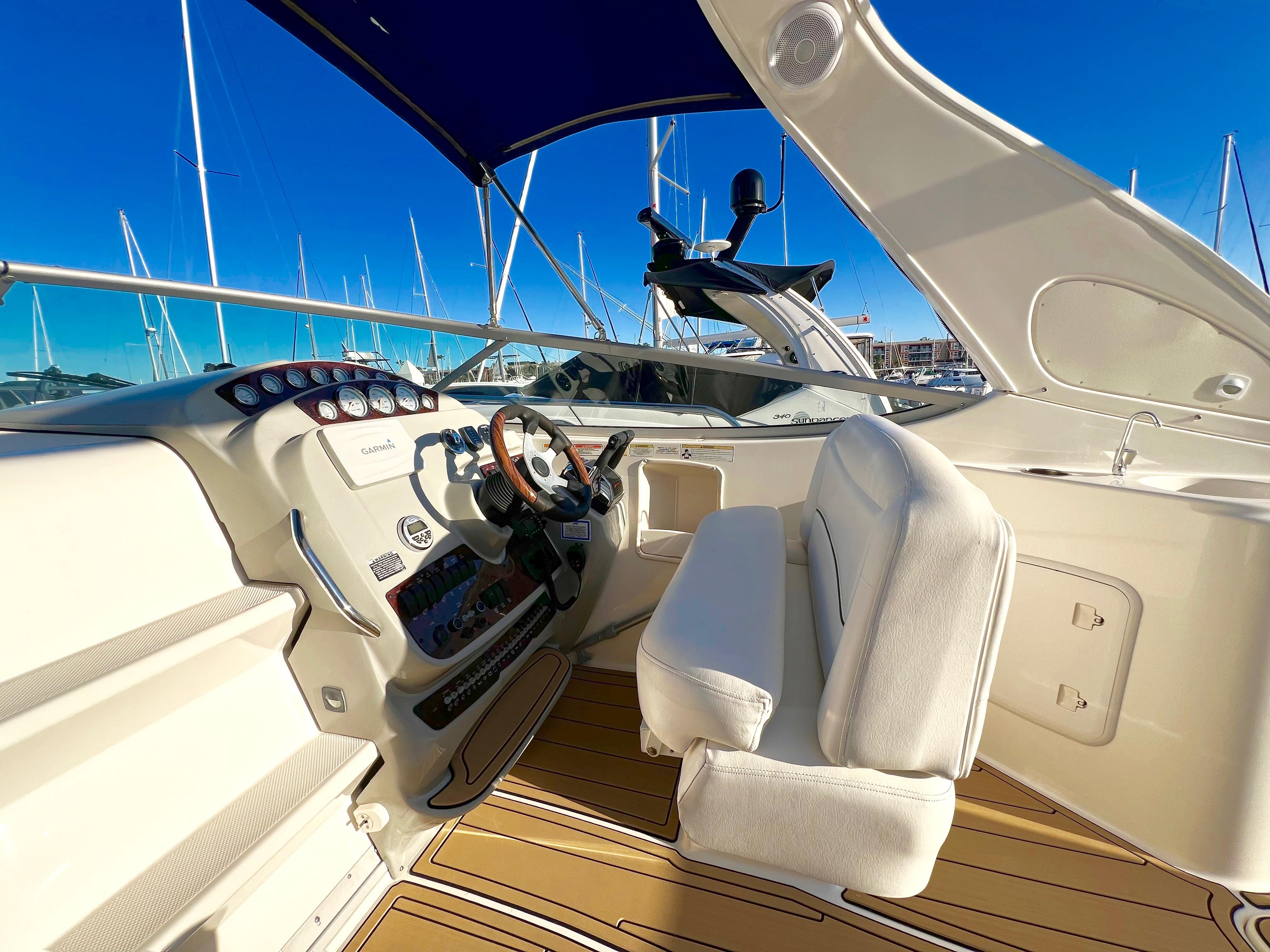 2012 Bayliner 335 Express Cruiser for sale - YachtWorld