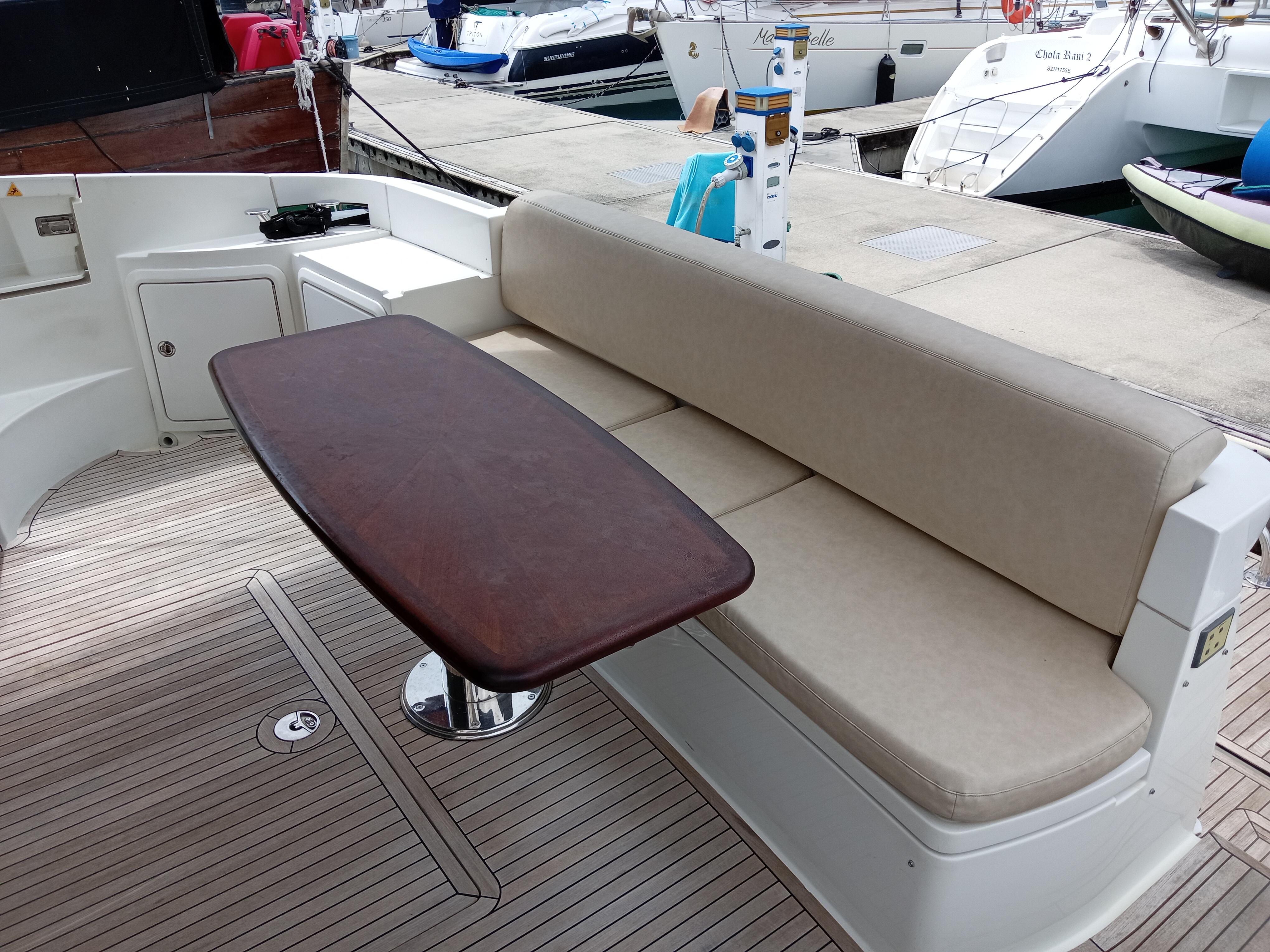 2013 Azimut 48 Motor Yachts for sale - YachtWorld