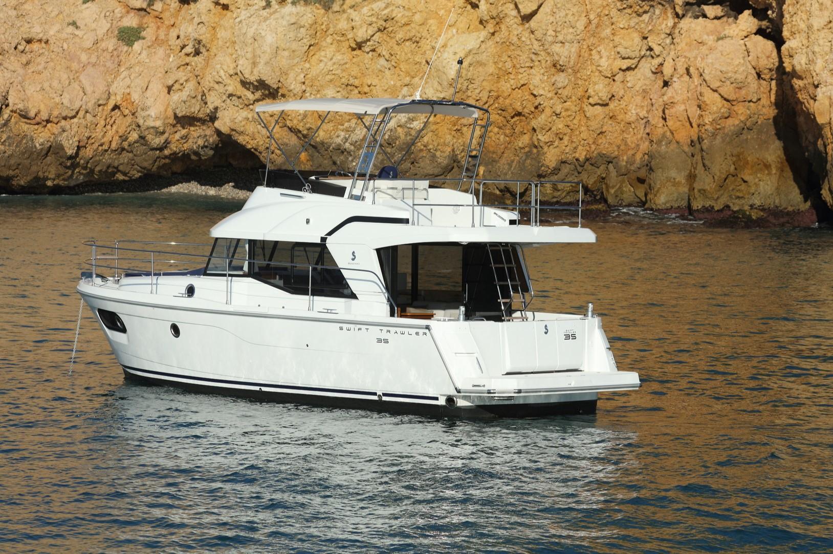 2025 Beneteau Swift Trawler 35 Trawler for sale - YachtWorld