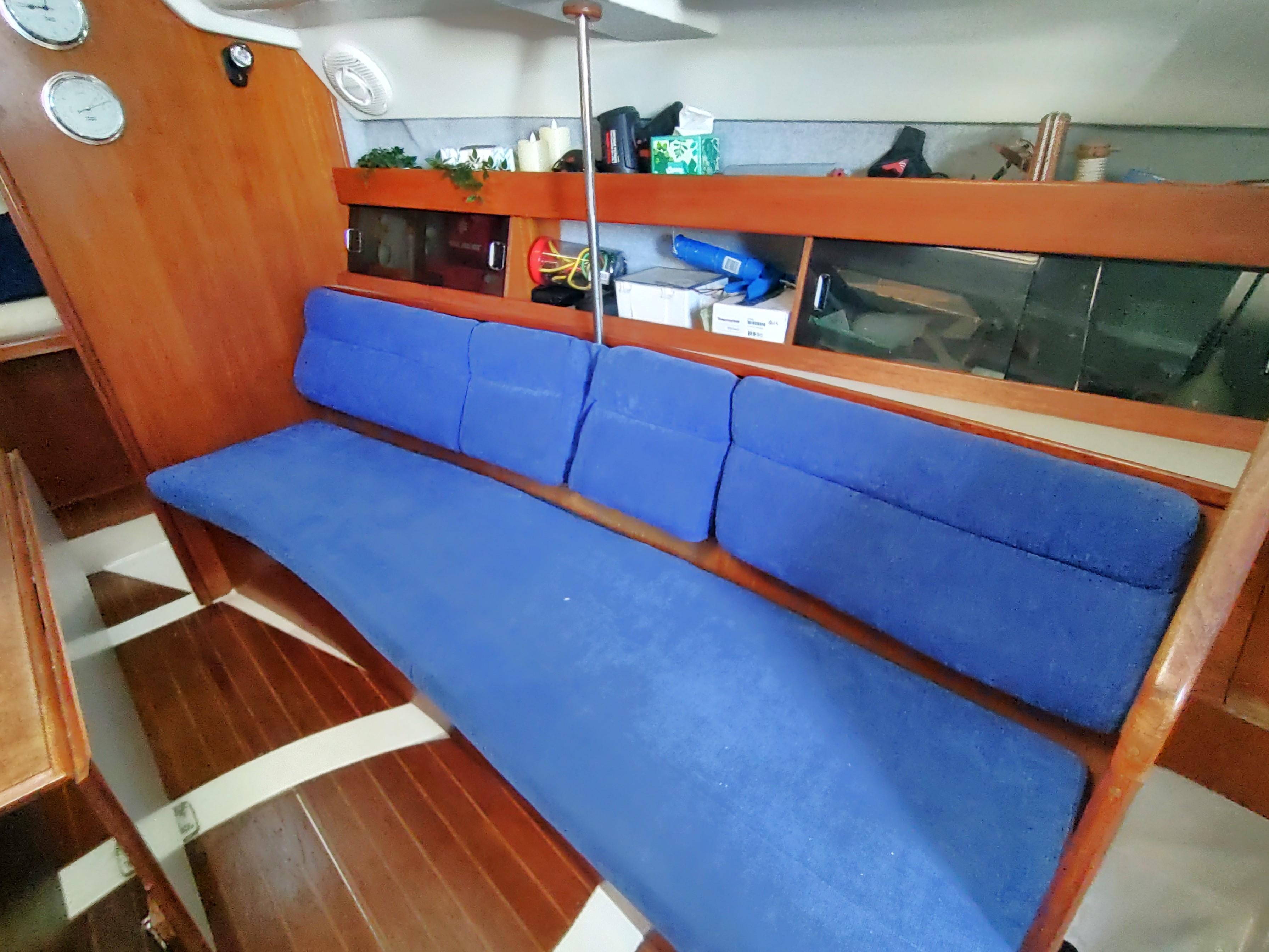 1988 Hunter Legend 35 Sloop for sale - YachtWorld