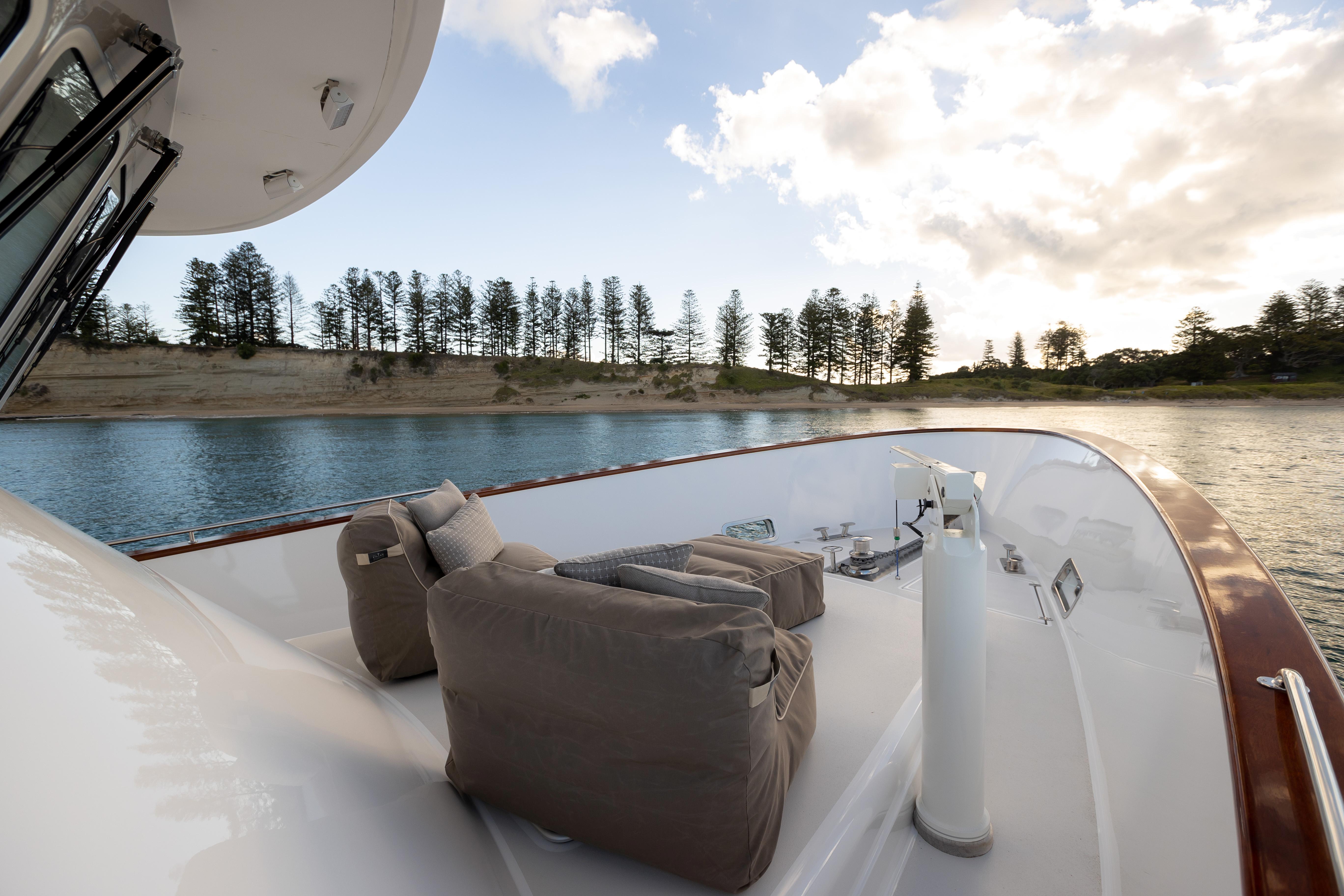 Isla Pilothouse Custom for sale - YachtWorld