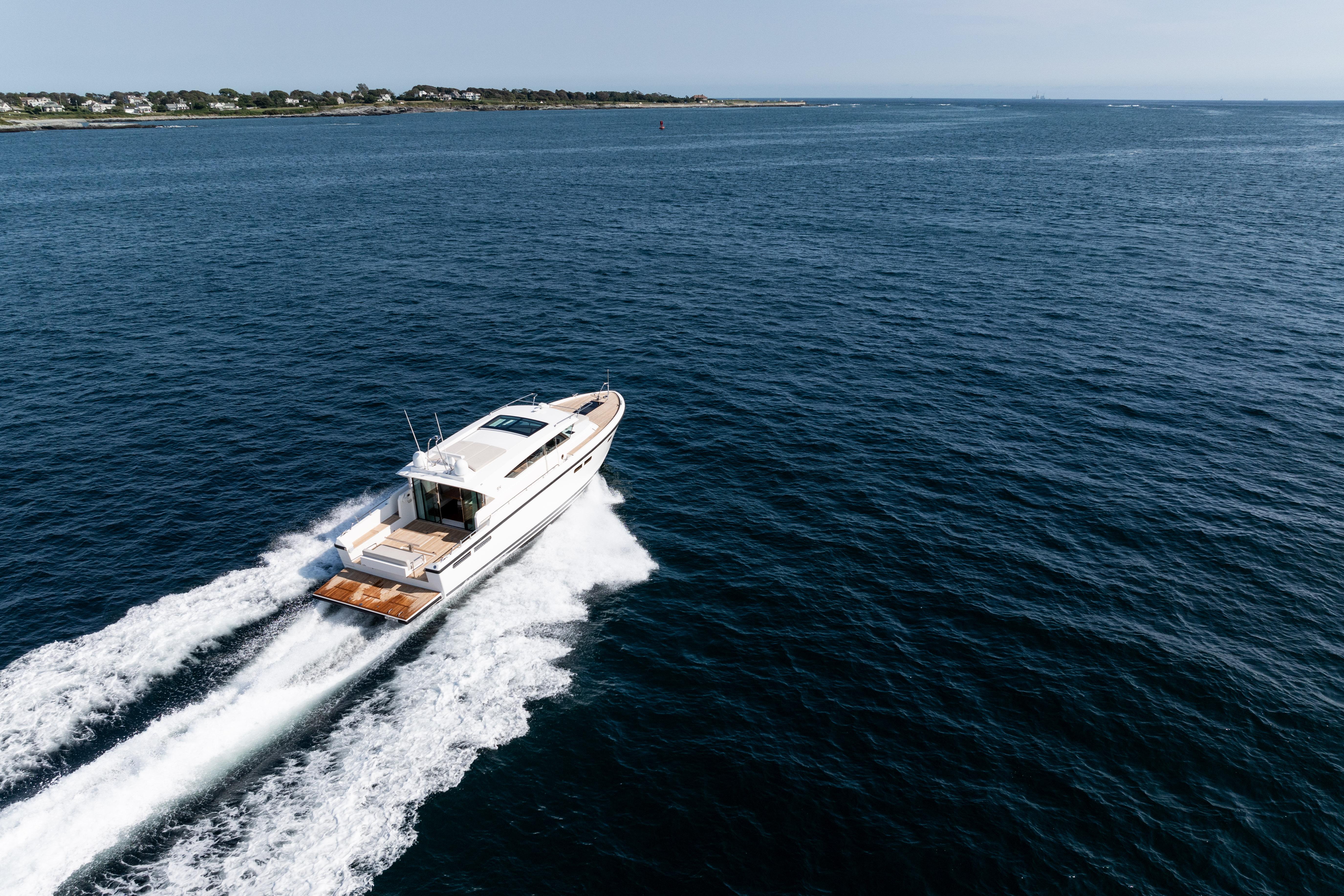 2017 Delta Powerboats 54 IPS Cruiser for sale - YachtWorld