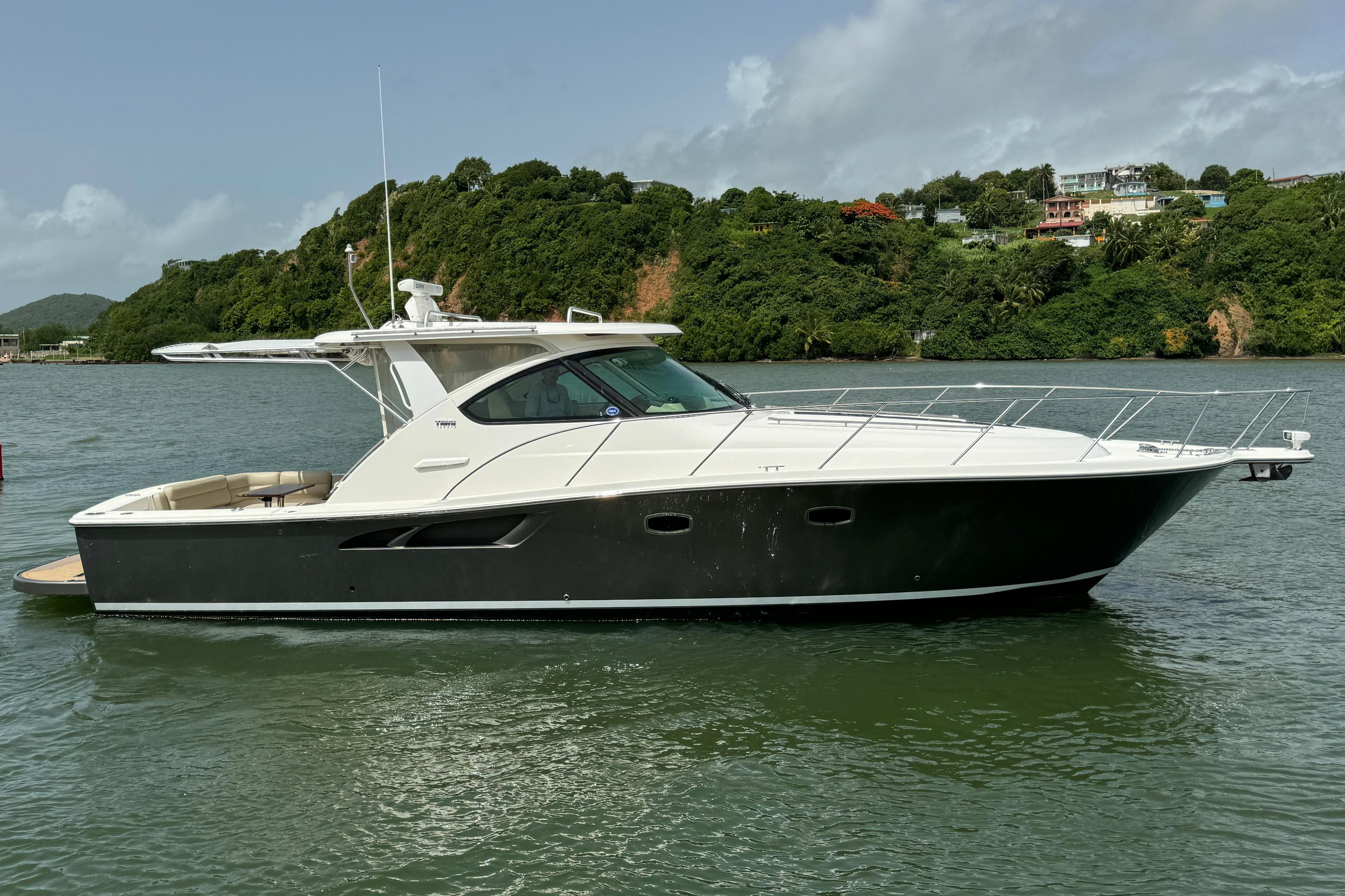 2015 Tiara Yachts Coronet 3900 Express Cruiser for sale - YachtWorld