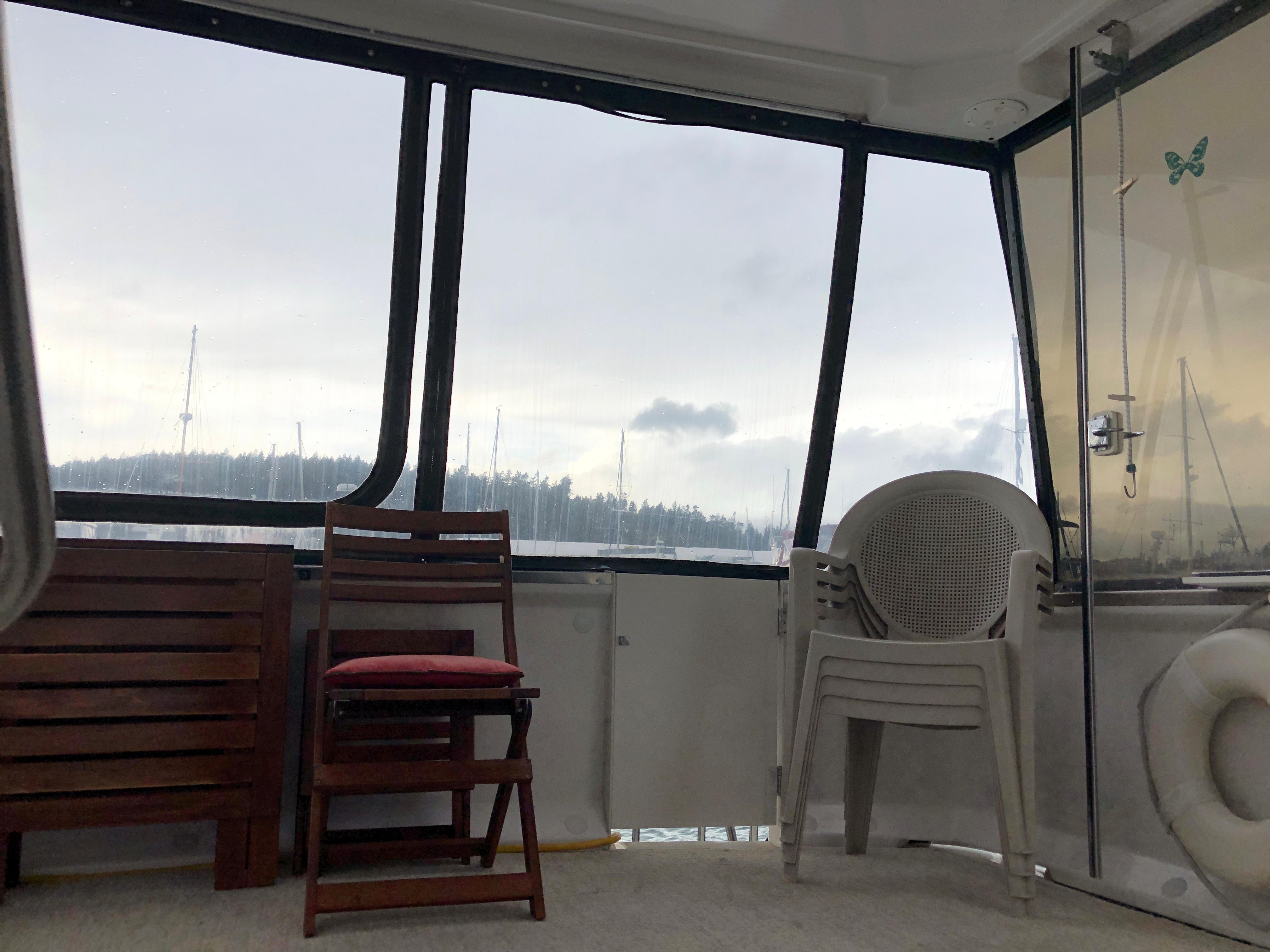 2000 Carver 404 Cockpit Motor Yacht Motor Yachts for sale - YachtWorld