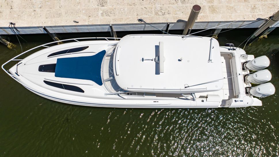 2019 Intrepid 407 Cuddy Cuddy Cabin for sale - YachtWorld