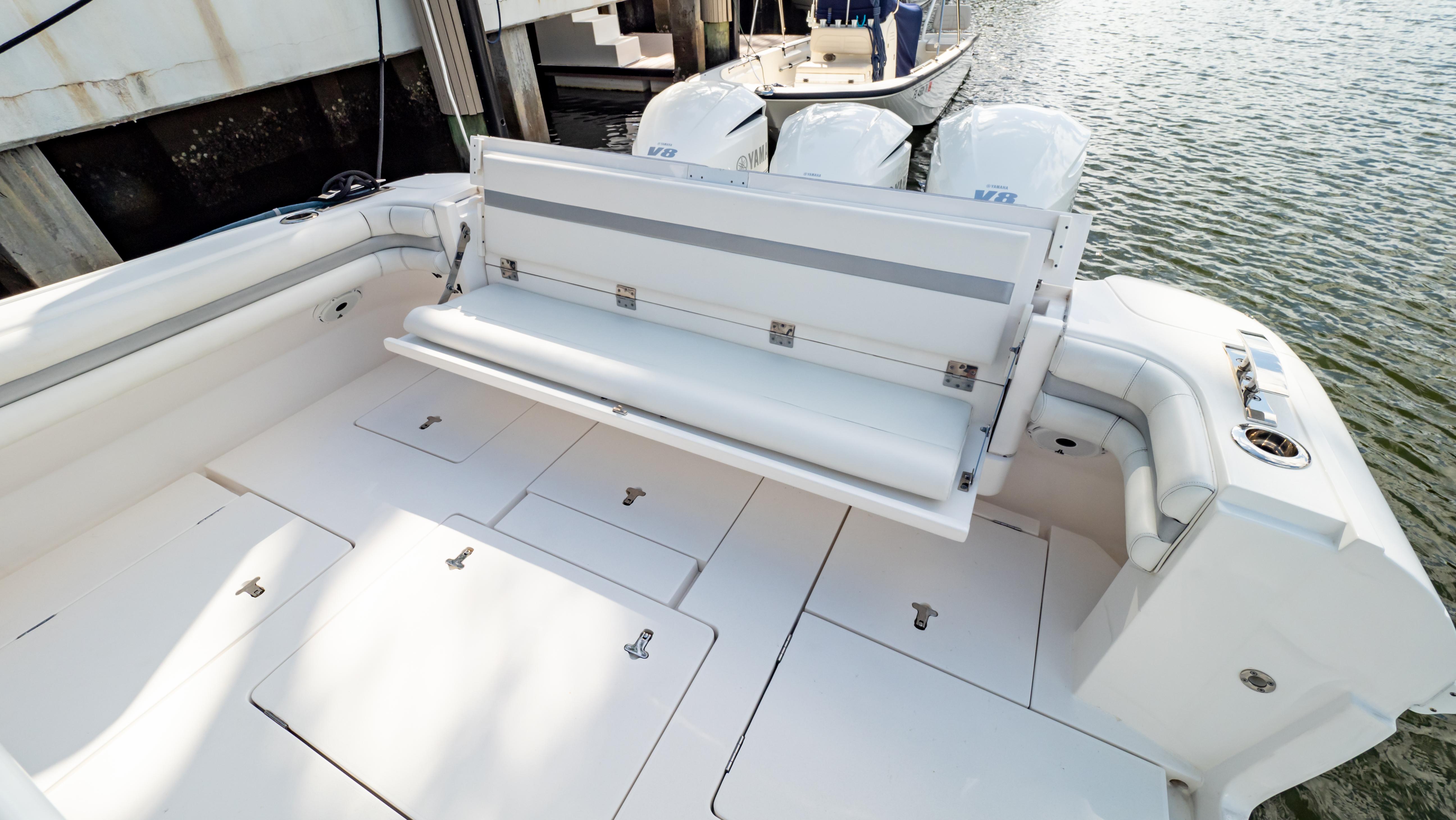 2019 Intrepid 407 Cuddy Cuddy Cabin for sale - YachtWorld