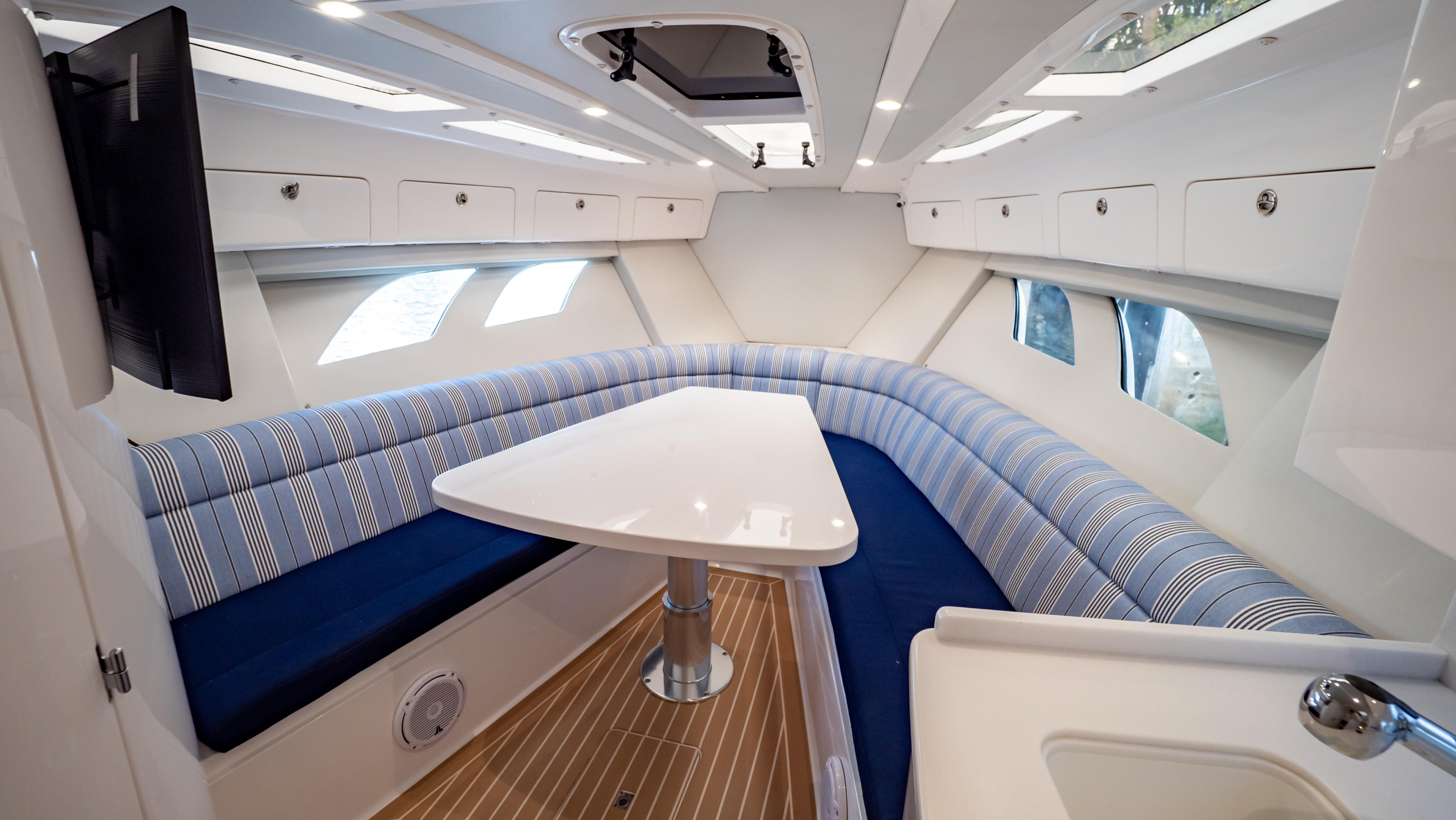 2019 Intrepid 407 Cuddy Cuddy Cabin for sale - YachtWorld