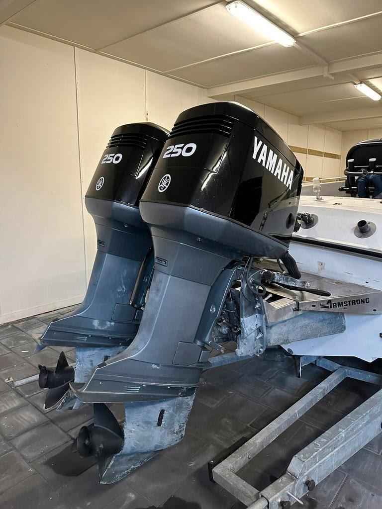 Motor Yacht Yamaha VX 250 CV, 96m 2001, Łódka wędkarska- Berlin| Lodzie24