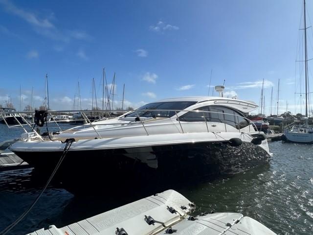 2015 Sea Ray 400 Sundancer Sports Cruiser for sale - YachtWorld