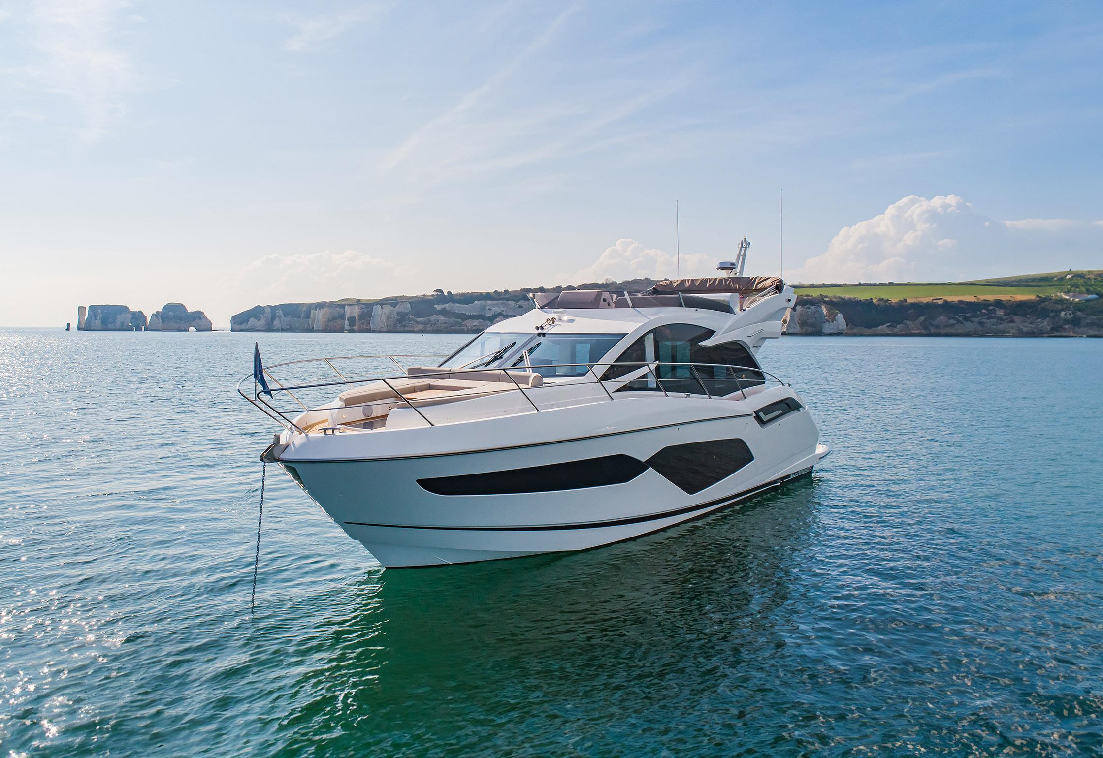 New Sunseeker Manhattan 55 in Dorset - iNautia