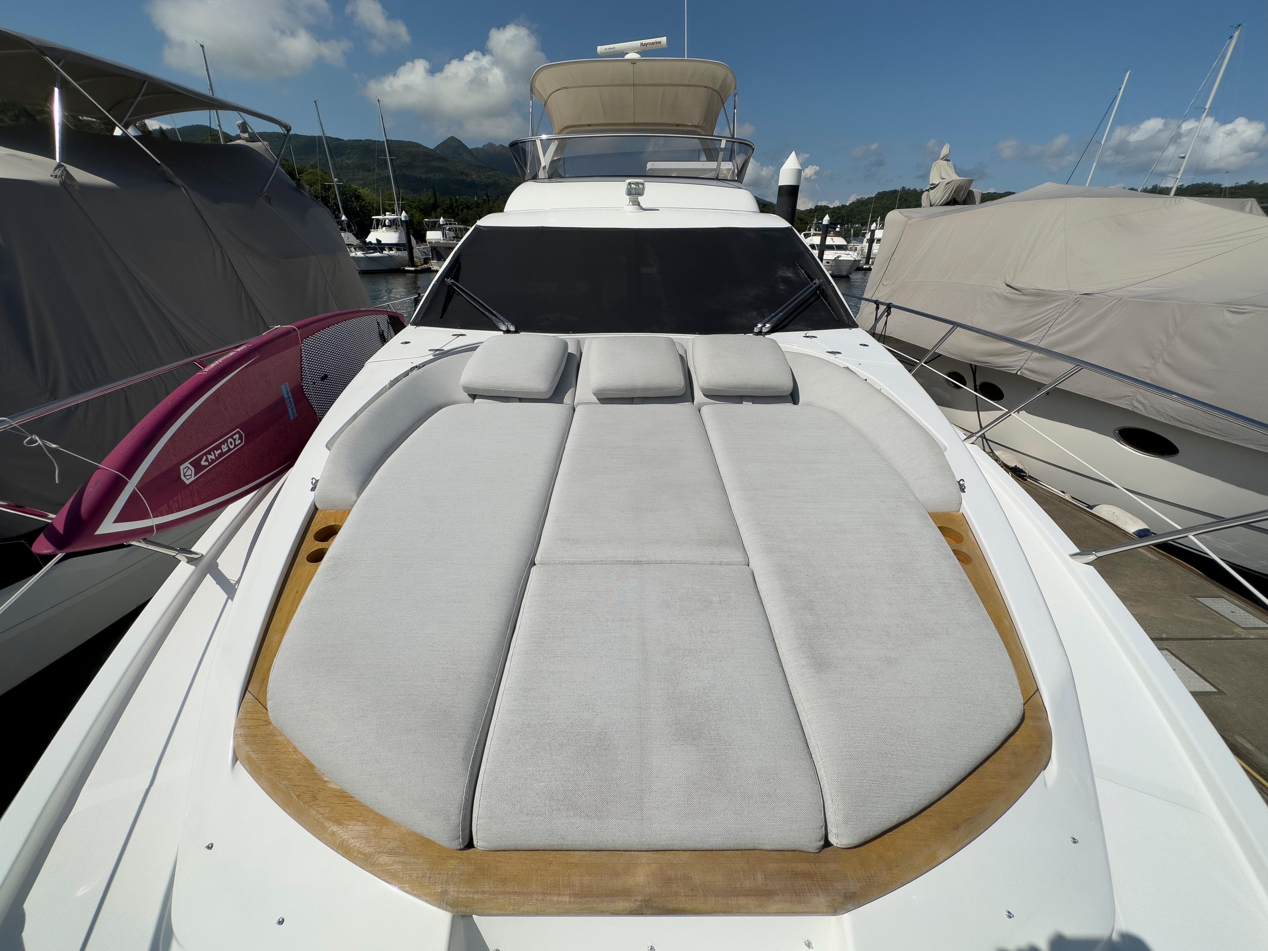 2019 Azimut 55 Flybridge for sale - YachtWorld