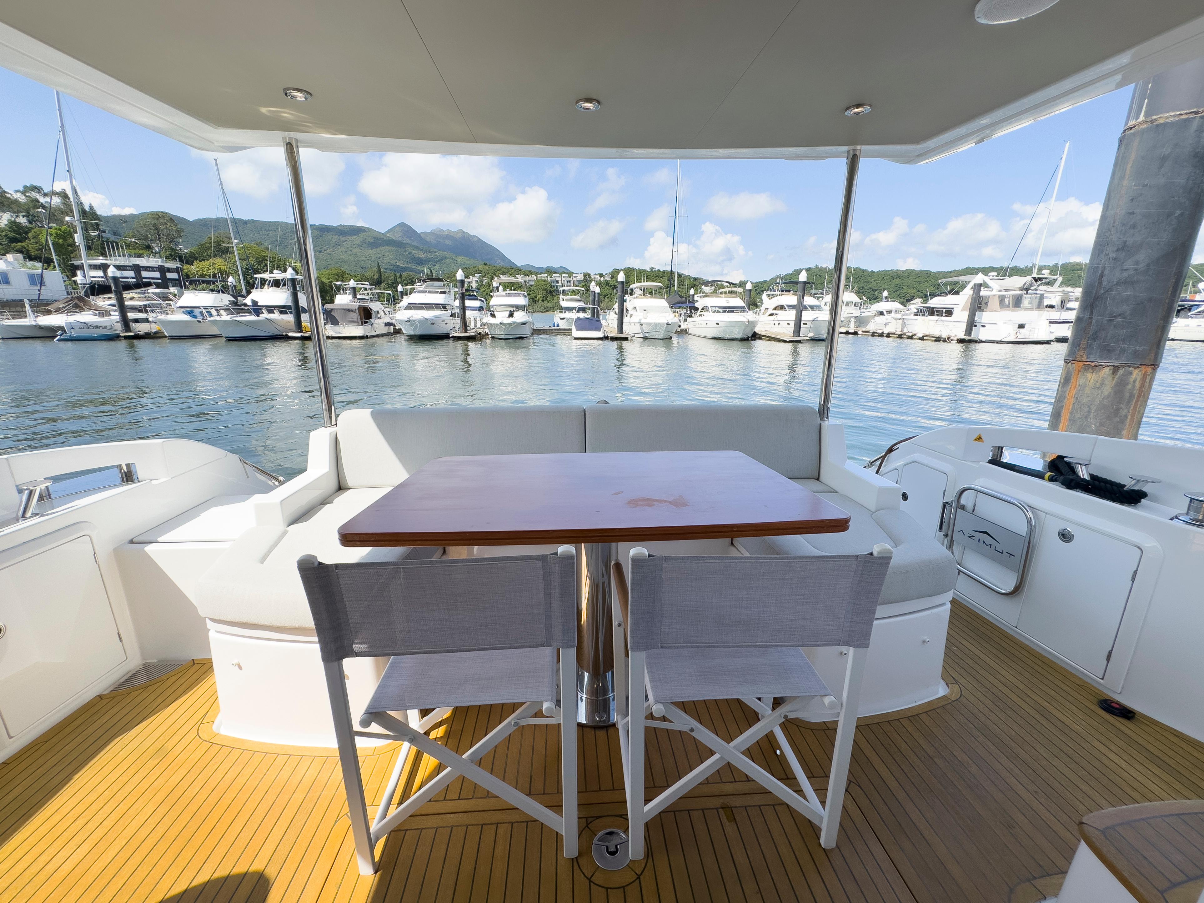 2019 Azimut 55 Flybridge for sale - YachtWorld