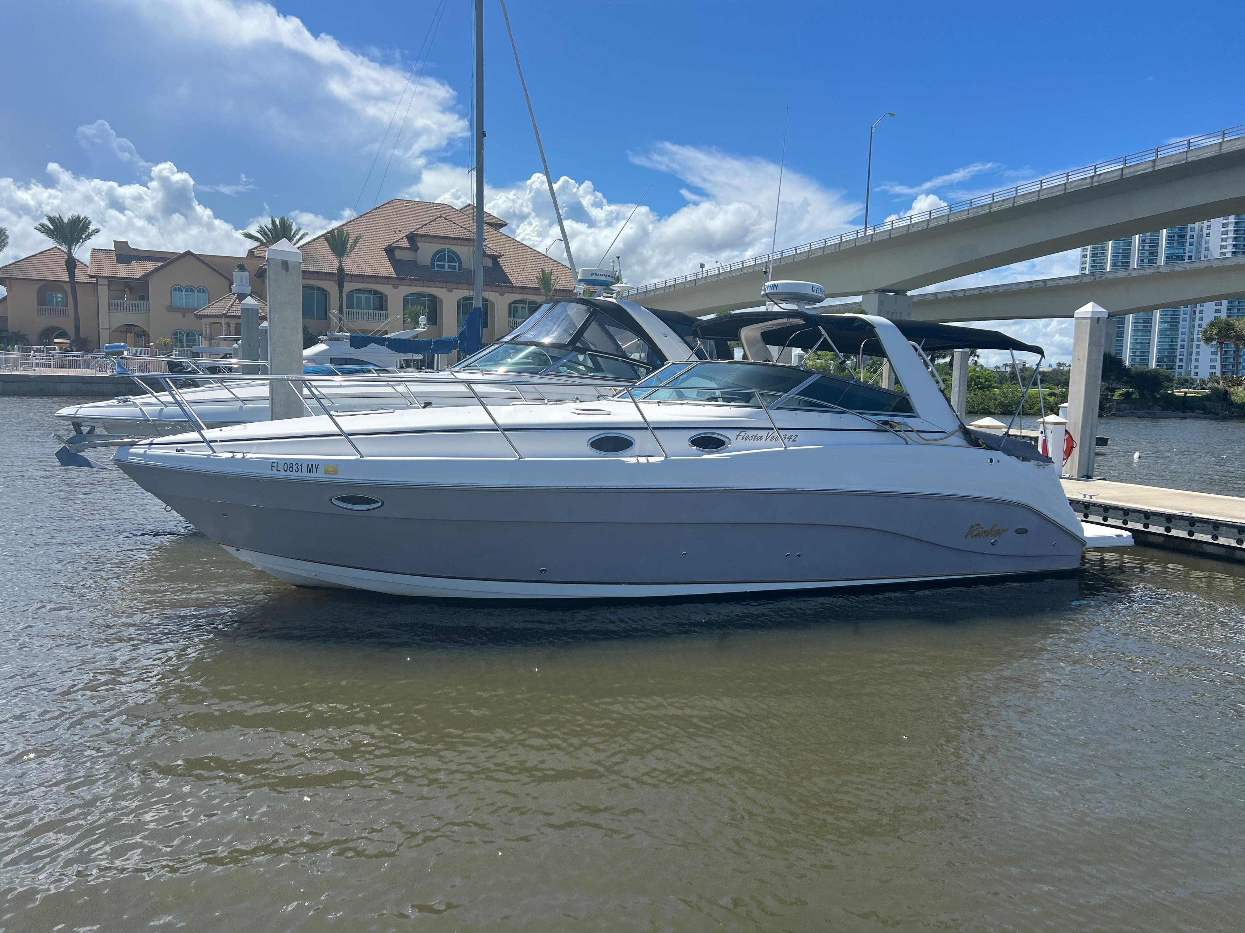 2006 Rinker 340 Fiesta Vee Cruiser for sale - YachtWorld