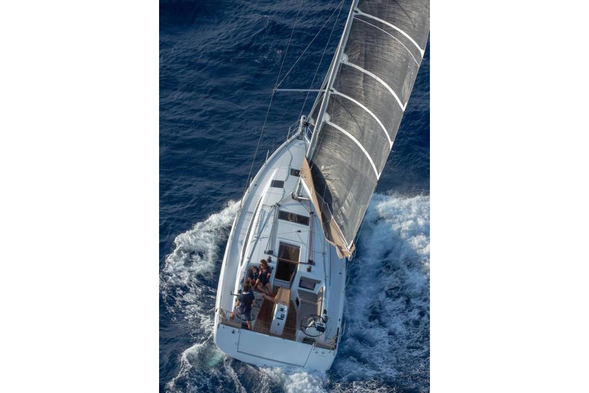 2022 Jeanneau Sun Odyssey 410 Sloop for sale - YachtWorld