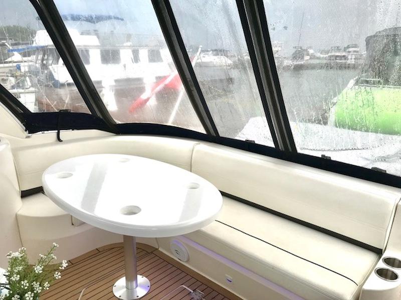 2005 Cruisers Yachts 400 Express Cruiser for sale - YachtWorld