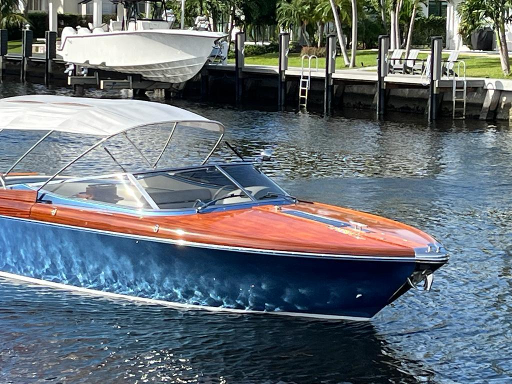 2012 Riva Aquariva Super Cruiser for sale - YachtWorld