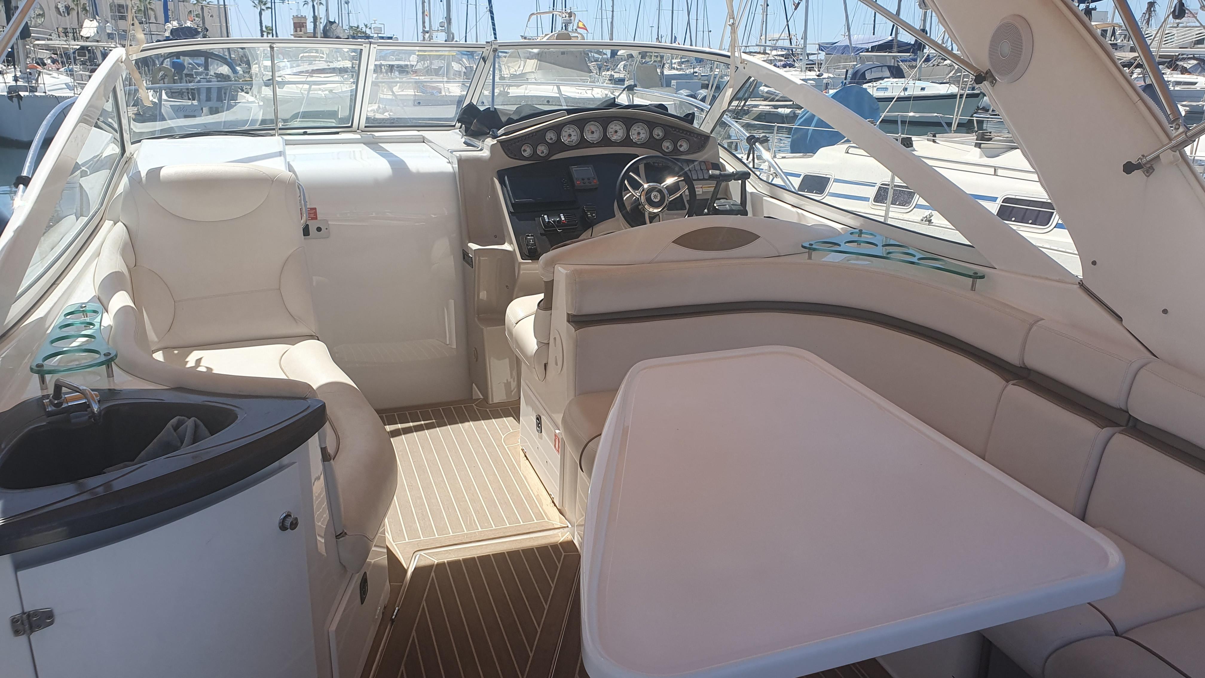 2005 Doral 300 Sc Sports Cruiser for sale - YachtWorld