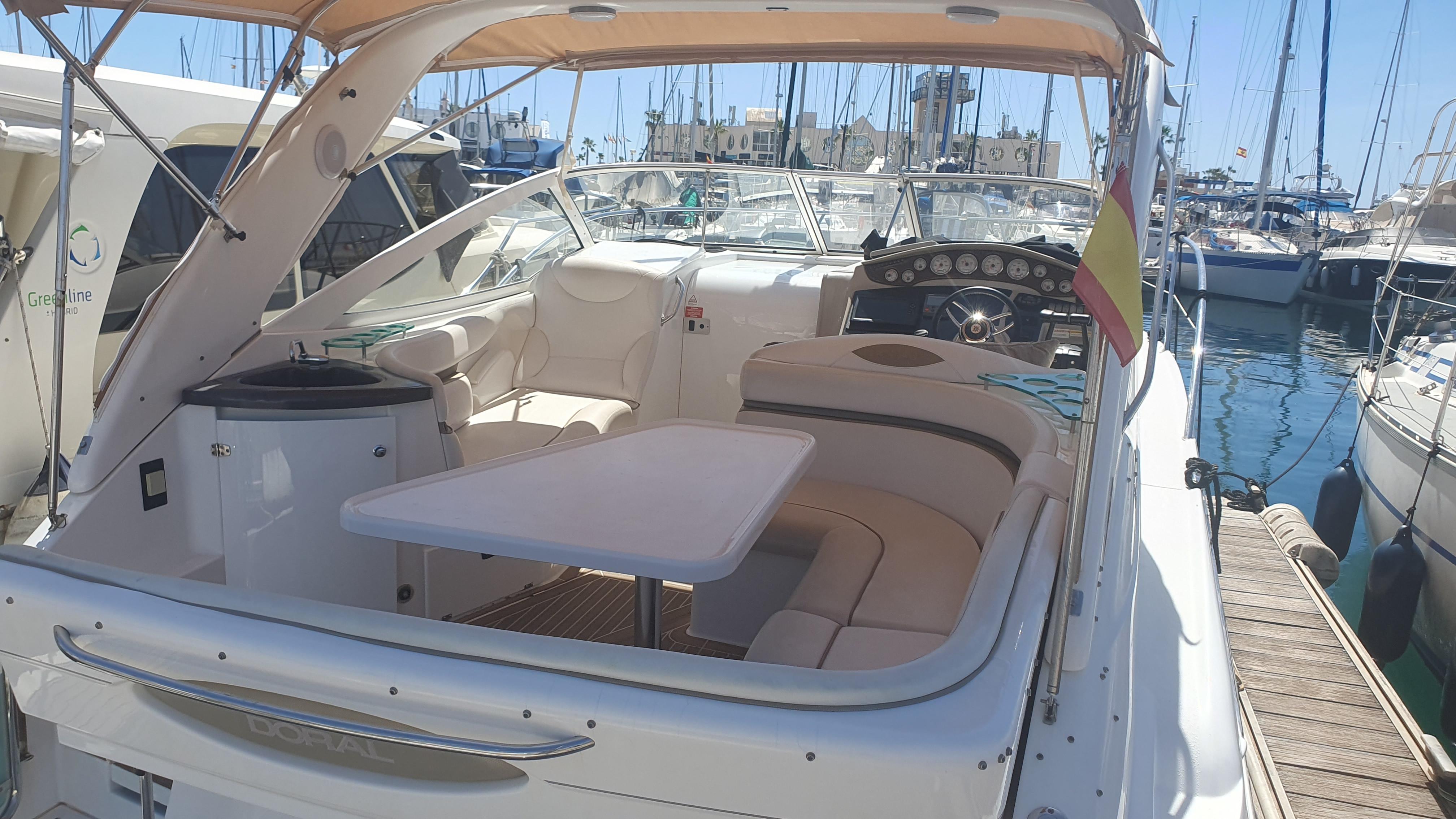 2005 Doral 300 Sc Sports Cruiser for sale - YachtWorld