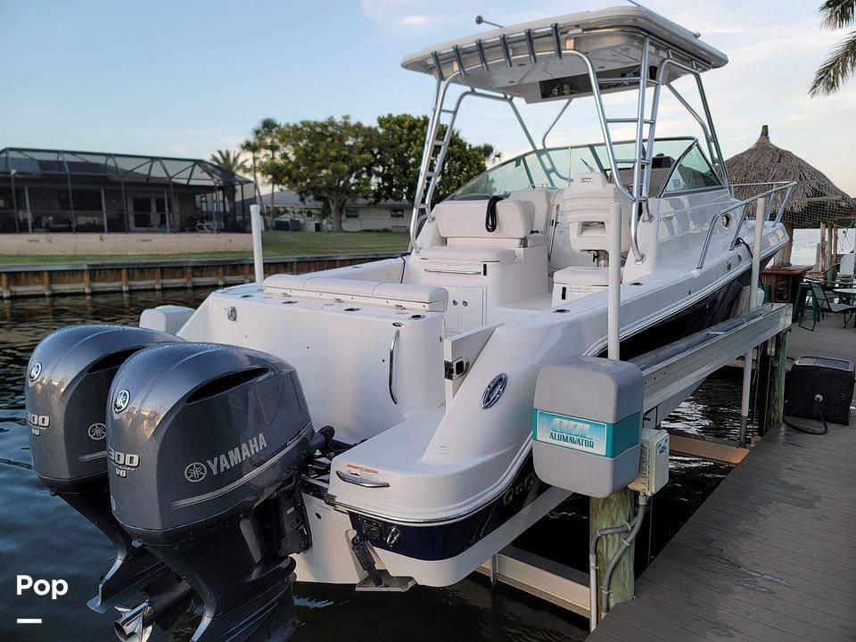 2014 Robalo 305 Robalo Walkaround for sale - YachtWorld