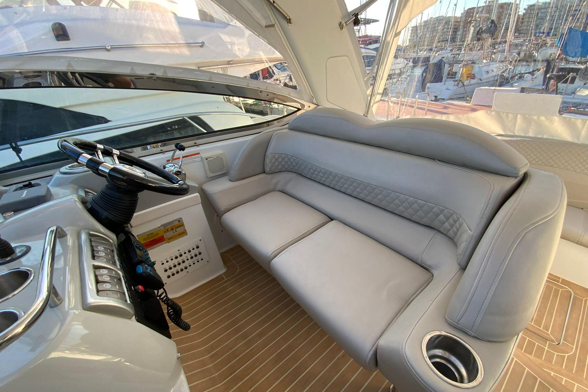 Formula 37 Performance Cruiser Usado en Alicante - Cosas de Barcos