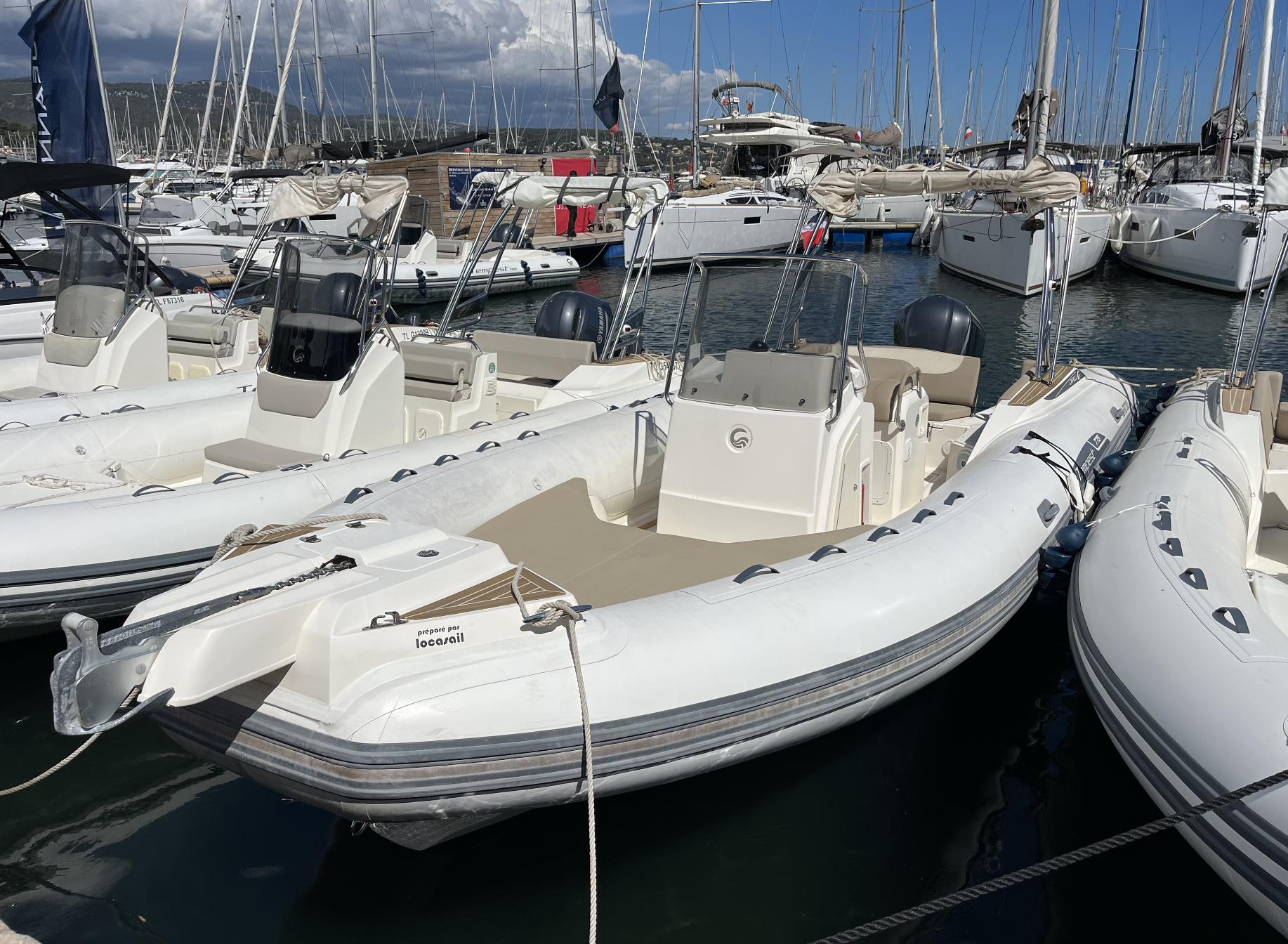 Capelli Tempest 775 | 2019 | 8m - 83 - Var | Boatshop24
