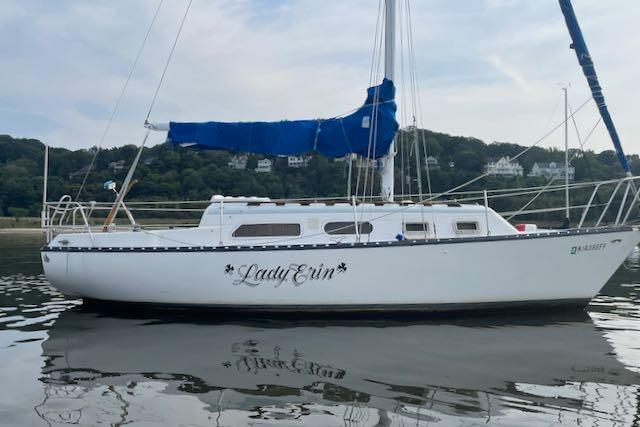 1979 Hunter 27 Sailboat