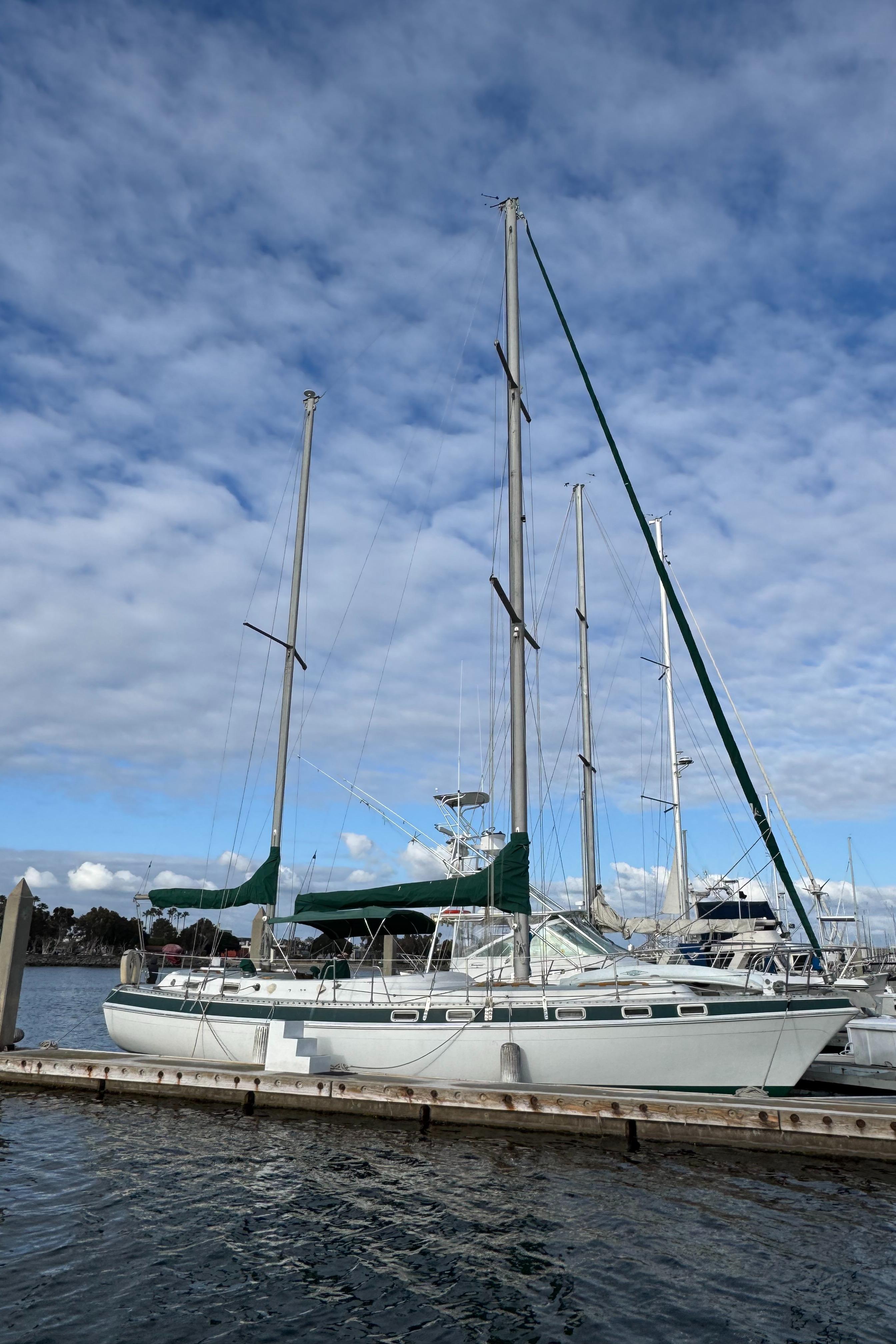 1981 Morgan Out Island 41 CC Ketch Rig Centre Cockpit for sale - YachtWorld