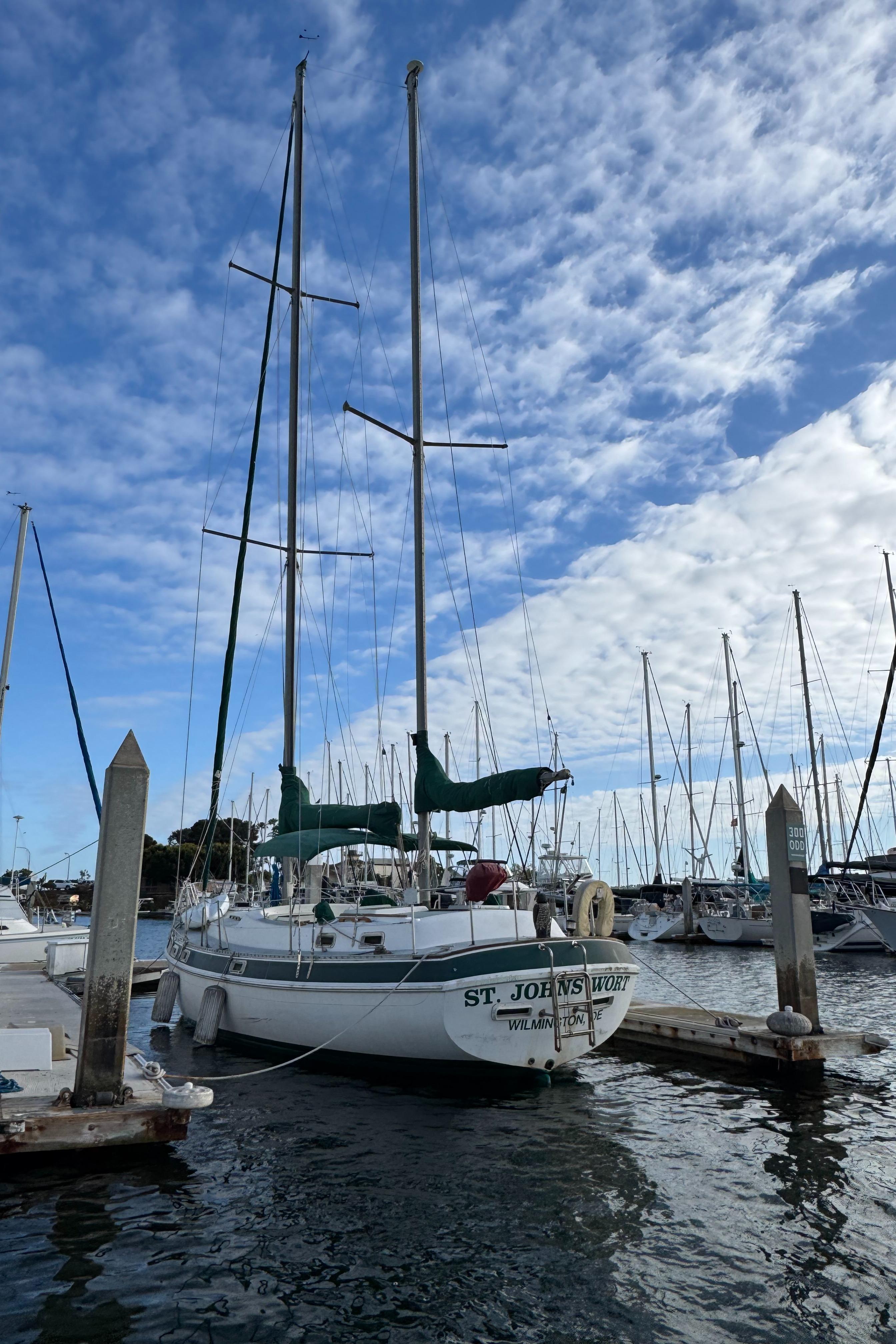 1981 Morgan Out Island 41 CC Ketch Rig Centre Cockpit for sale - YachtWorld