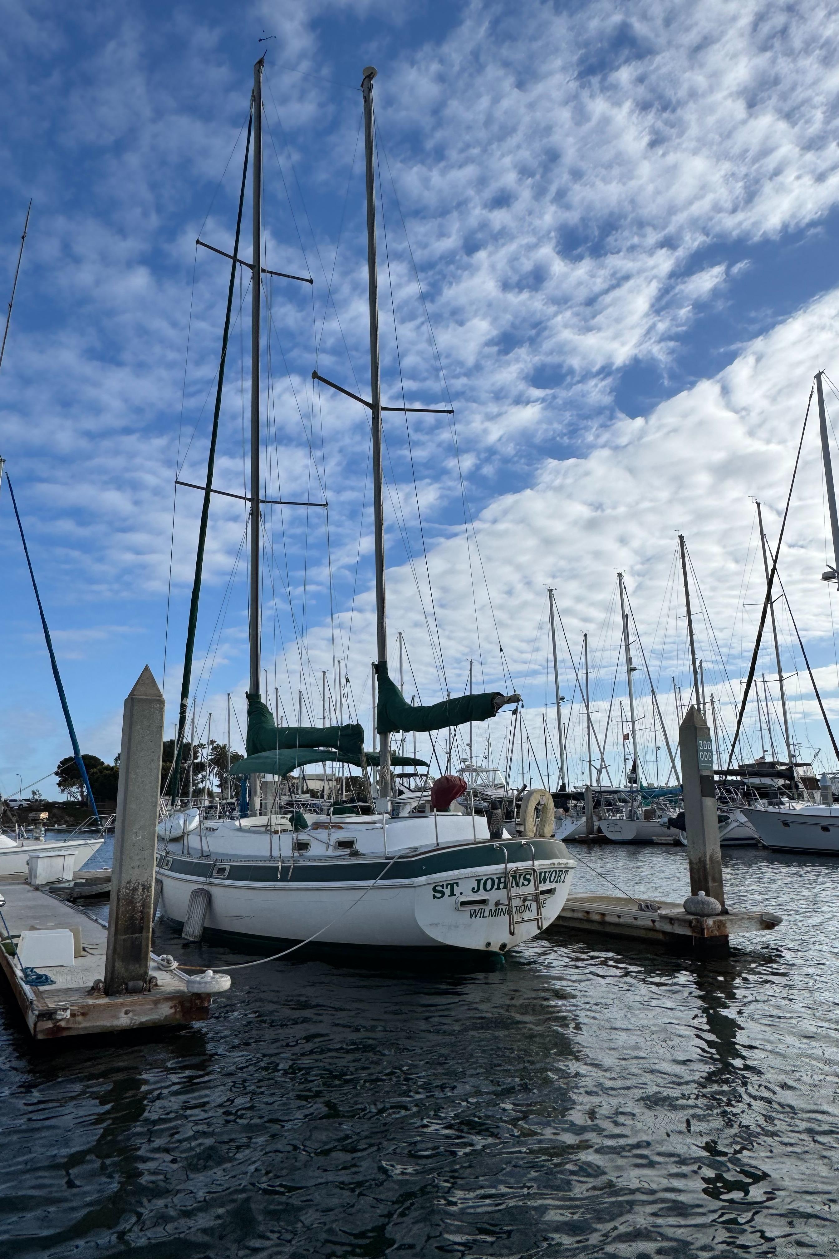 1981 Morgan Out Island 41 CC Ketch Rig Centre Cockpit for sale - YachtWorld