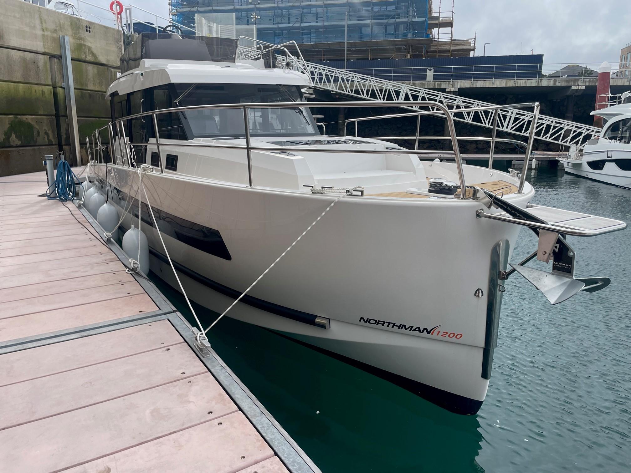 2022 Northman 1200 Fly Cruiser for sale - YachtWorld