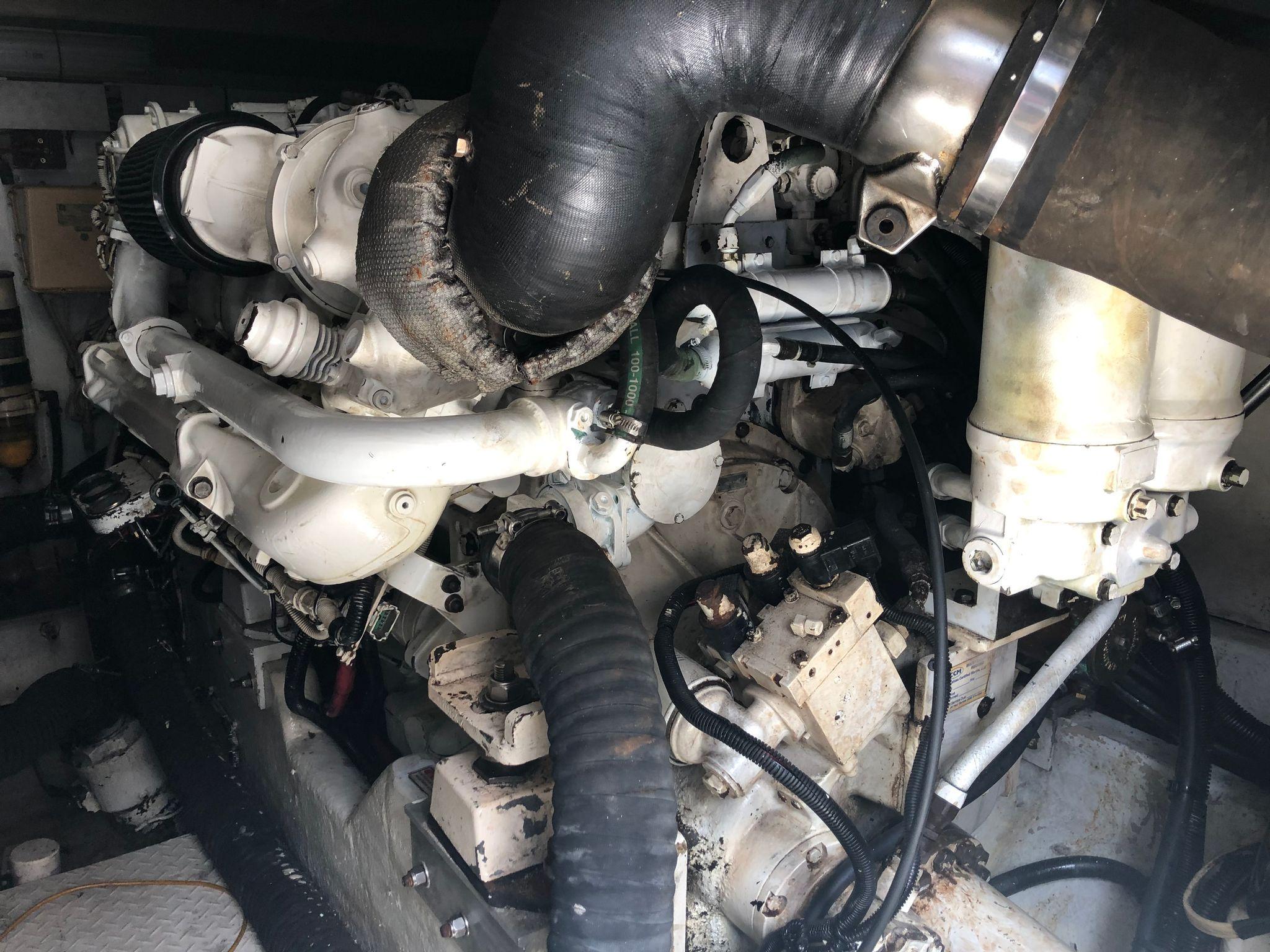 2004 Sea Ray 550 Sedan Bridge Sports Cruiser for sale - YachtWorld