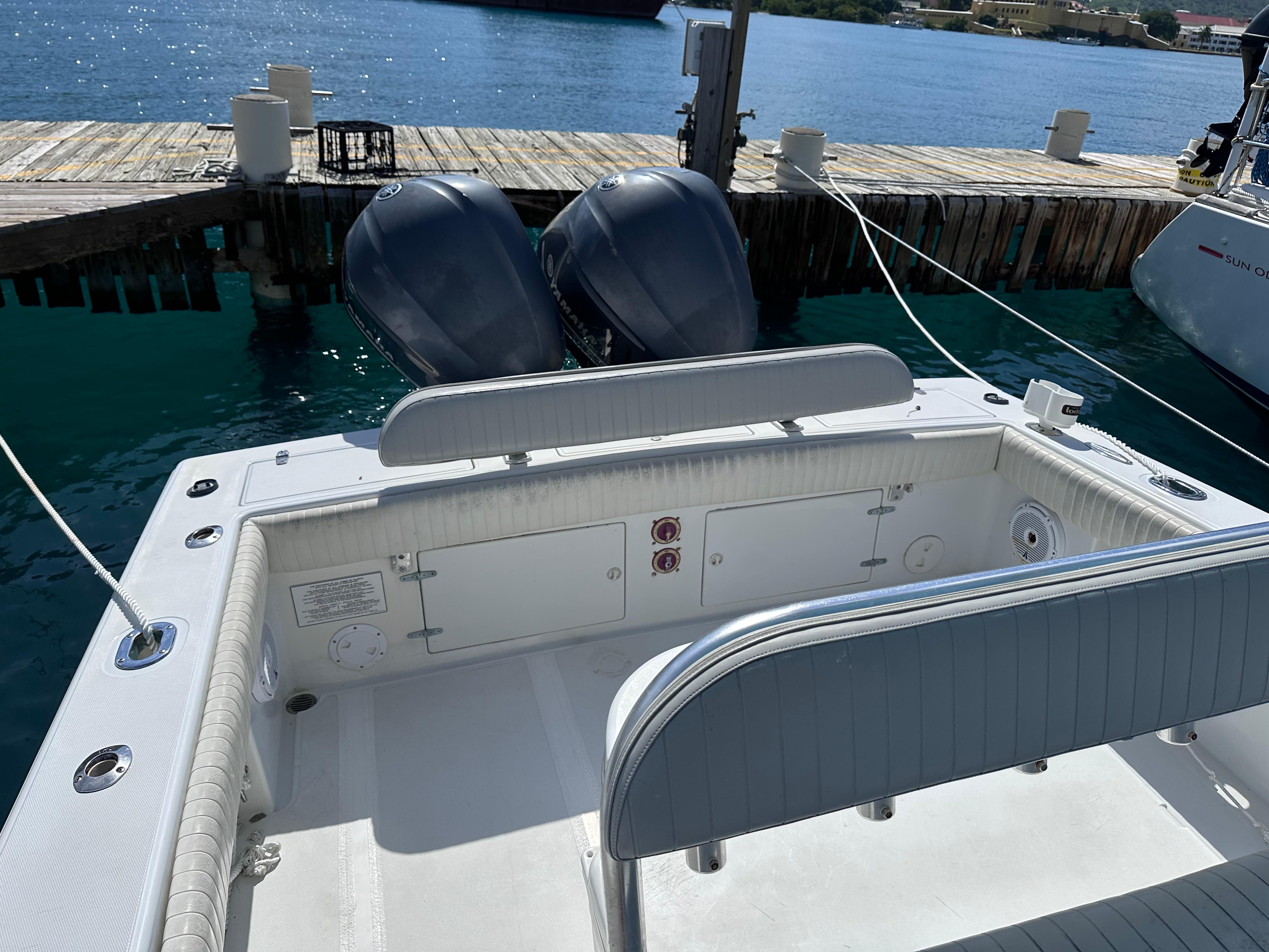 1995 Jupiter 31 Center Console Center Console for sale - YachtWorld