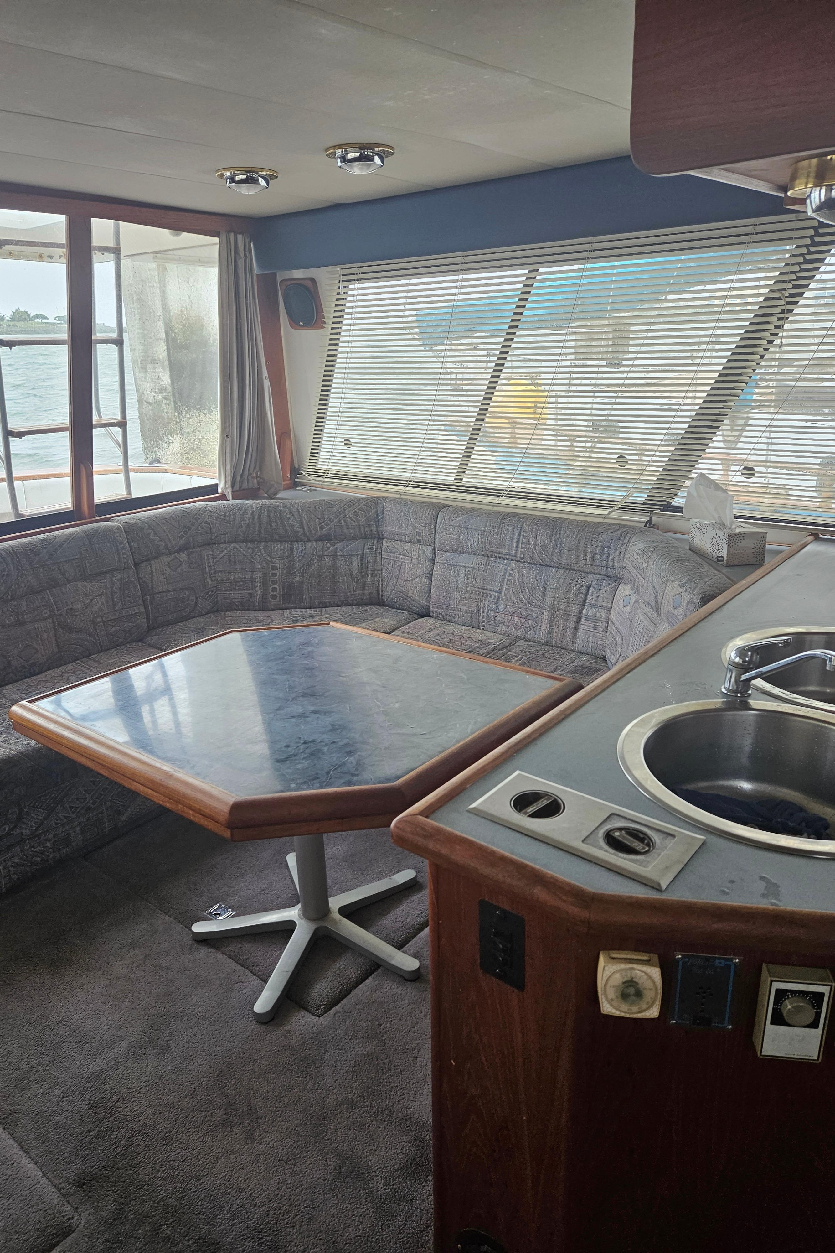 1992 Bayliner 4588 Pilothouse Motoryacht Kajütboot (Motor) Kaufen ...