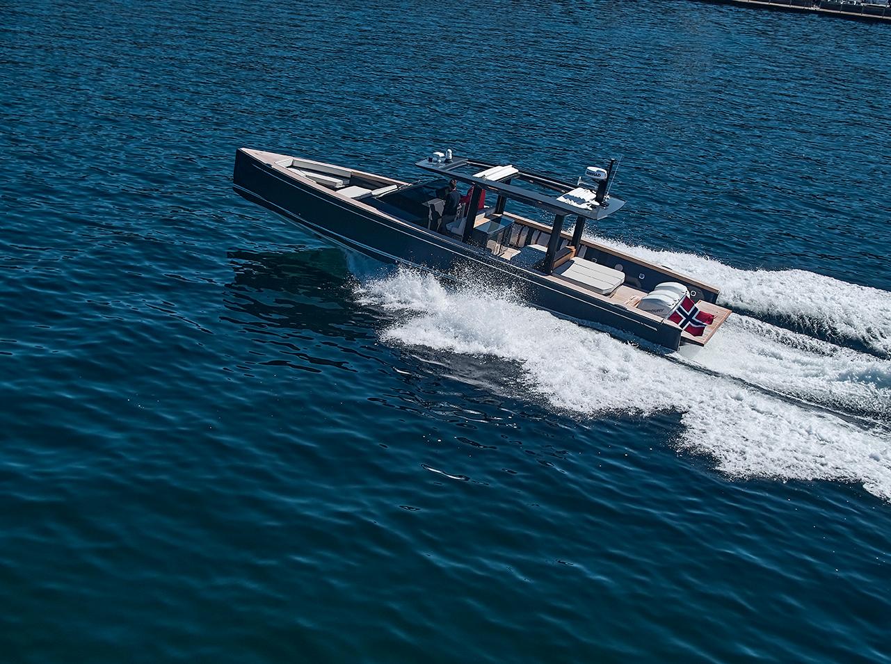 2024 Nautor Swan Shadow 43 Center Console Boote Kaufen - YachtWorld