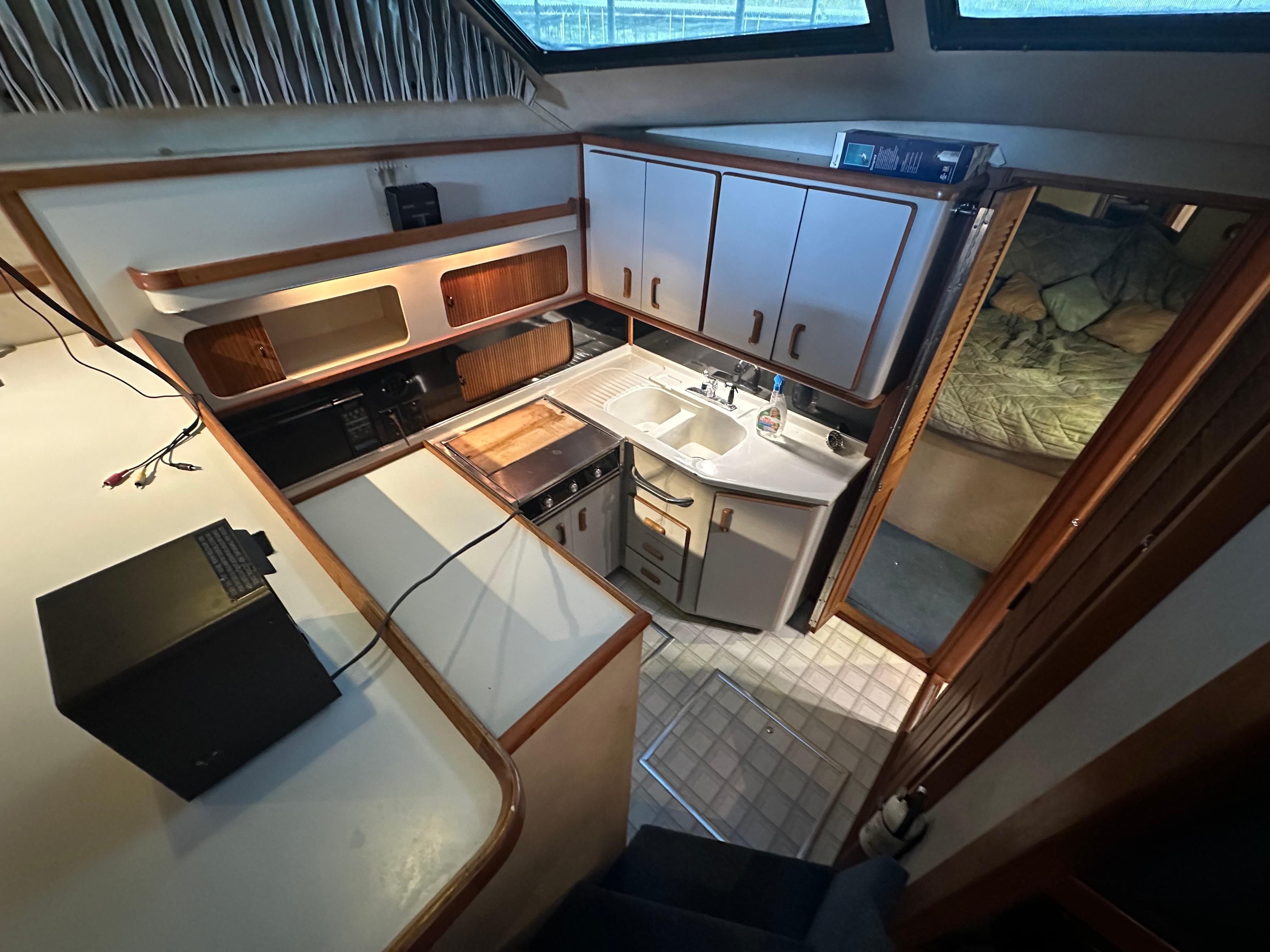 1991 Sea Ray 380 Aft Cabin Aft Cabin for sale - YachtWorld
