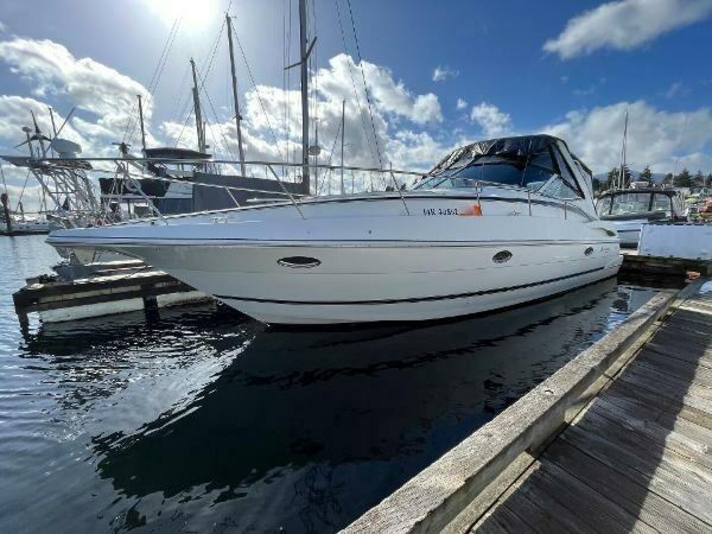 2001 Cruisers Yachts 3470 Express Cruiser for sale - YachtWorld